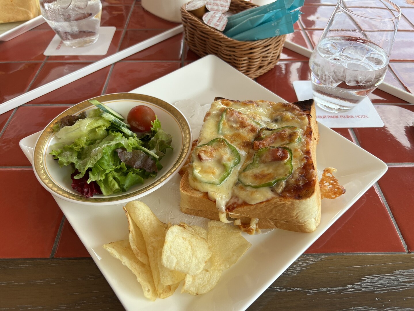 山梨のフルーツパークへ行って来ました! ... / Tagmsさんのモーメント | YAMAP / ヤマップ