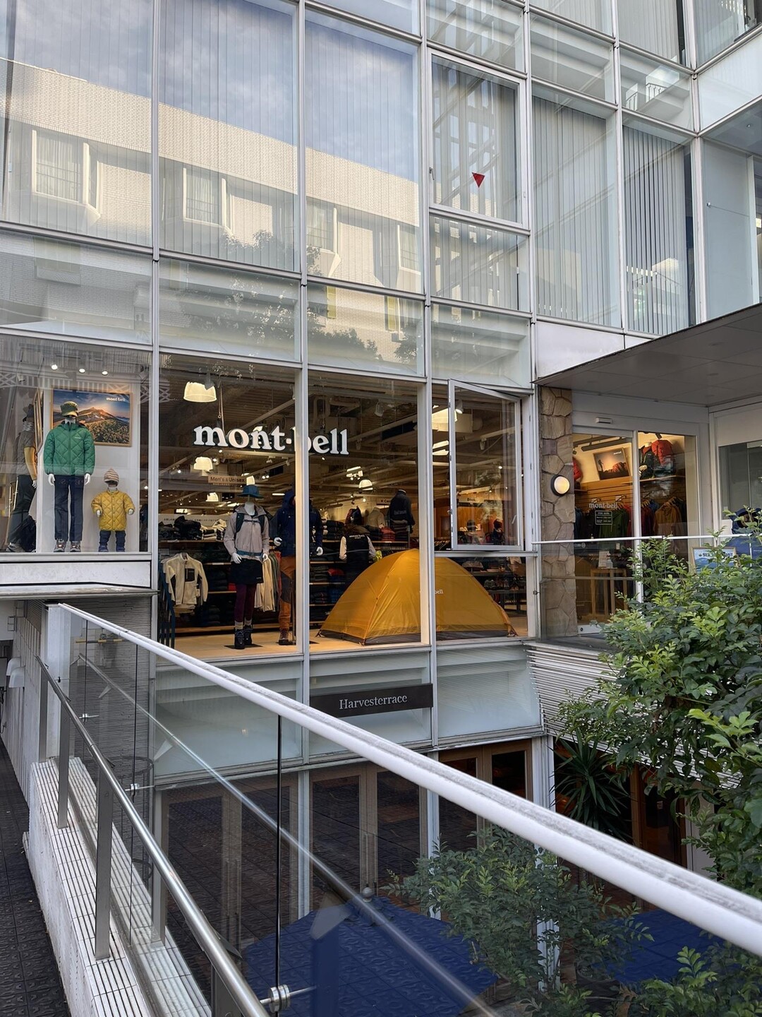 東京出張🗼 mont-bell品川店に... / つかつかさんのモーメント | YAMAP / ヤマップ