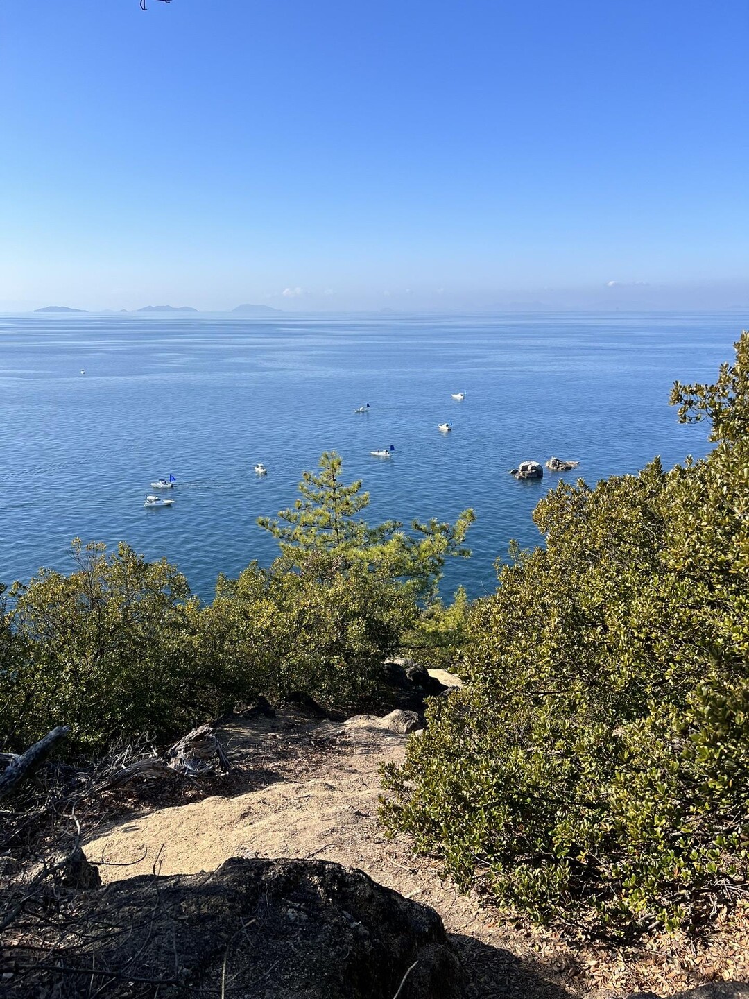 室浜から三埼灯台🙏 / tea003さんの荘内半島（三崎半島）・粟島の活動データ | YAMAP / ヤマップ