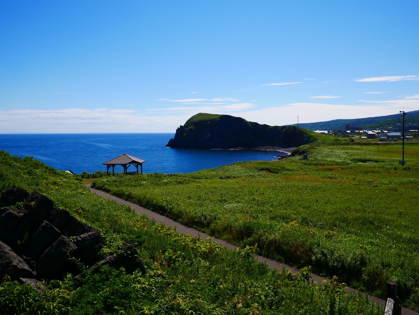 離島の雰囲気ある利尻島と、迫力ある利尻山... / あるぴこさんのモーメント | YAMAP / ヤマップ