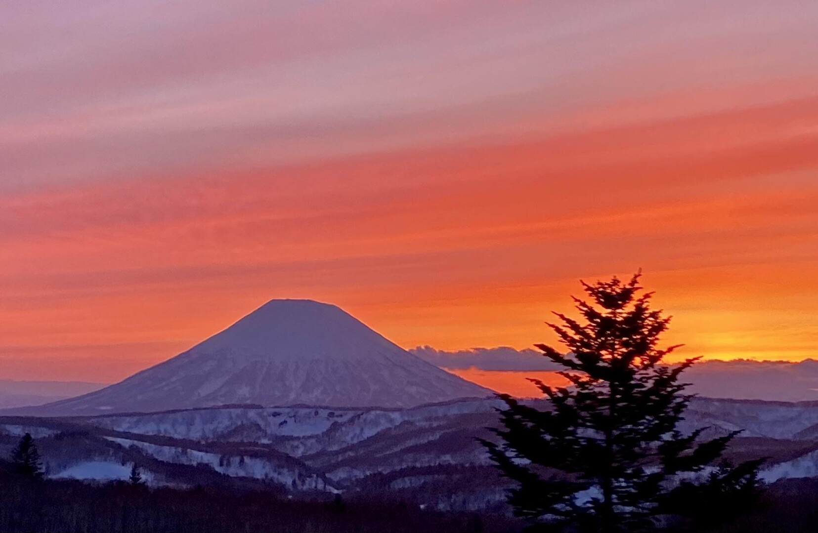 車窓からの羊蹄山が美しすぎた / kaoさんのモーメント | YAMAP / ヤマップ