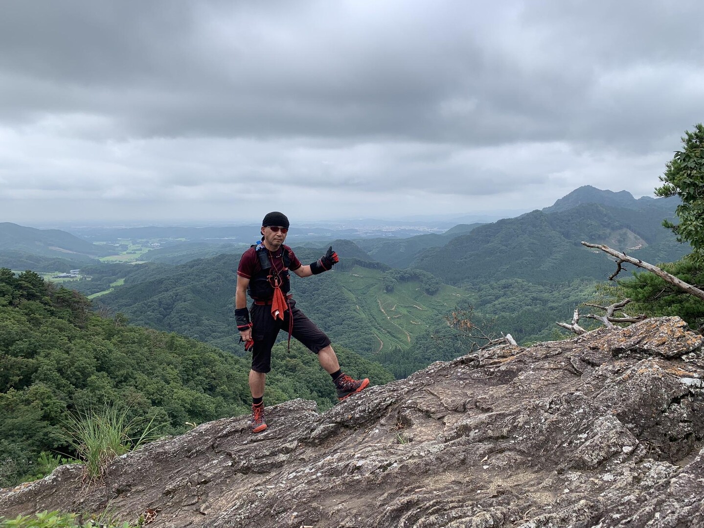 長倉山・鞍掛山・シゲト山・540P・斑根石山・古賀志山 / Boxtutin36さんの古賀志山・赤岩山・鞍掛山・男抱山・半蔵山の活動データ | YAMAP / ヤマップ
