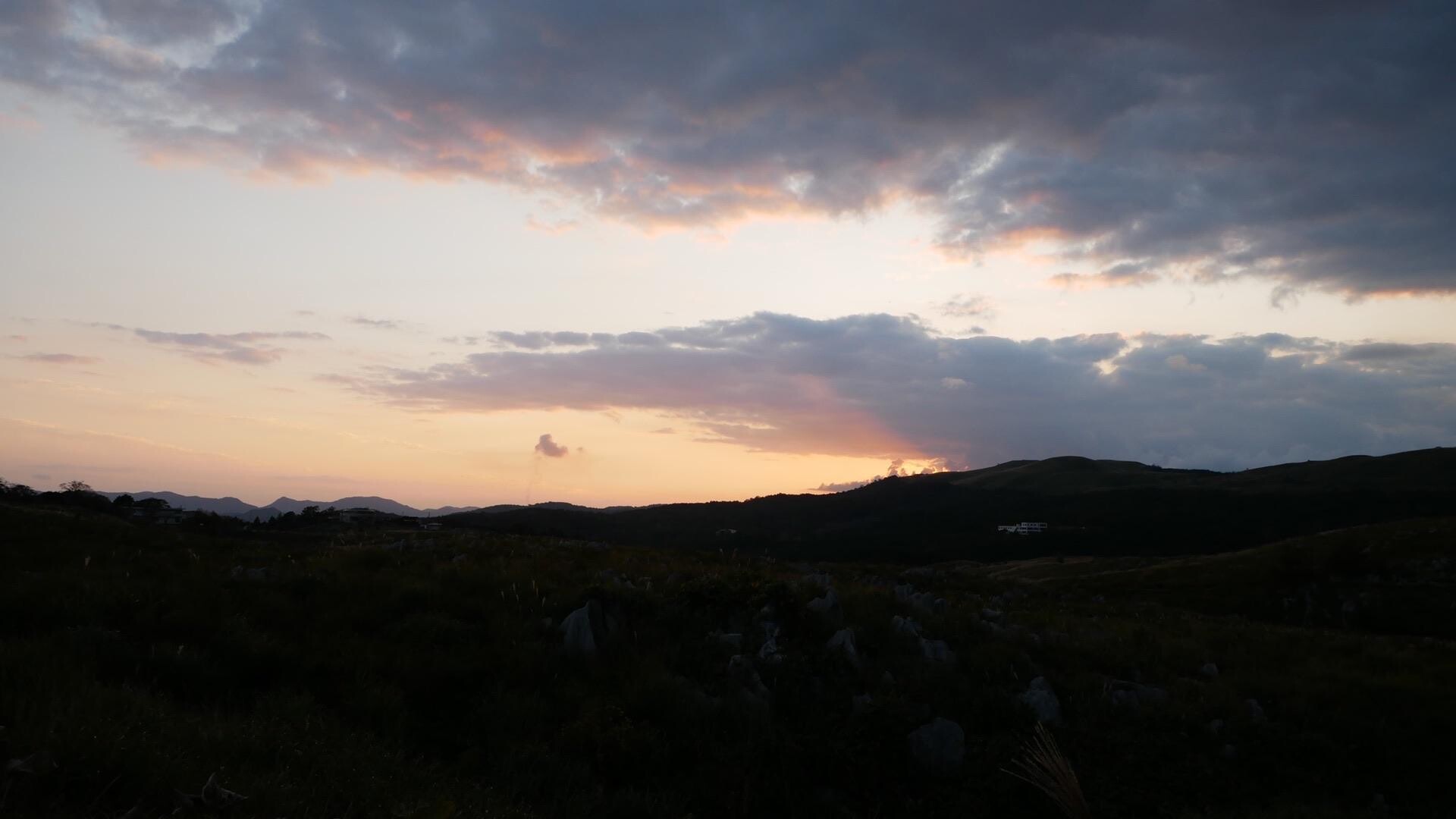 秋吉台に夕日を撮りに行ったのですが 少し... / noriさんのモーメント | YAMAP / ヤマップ