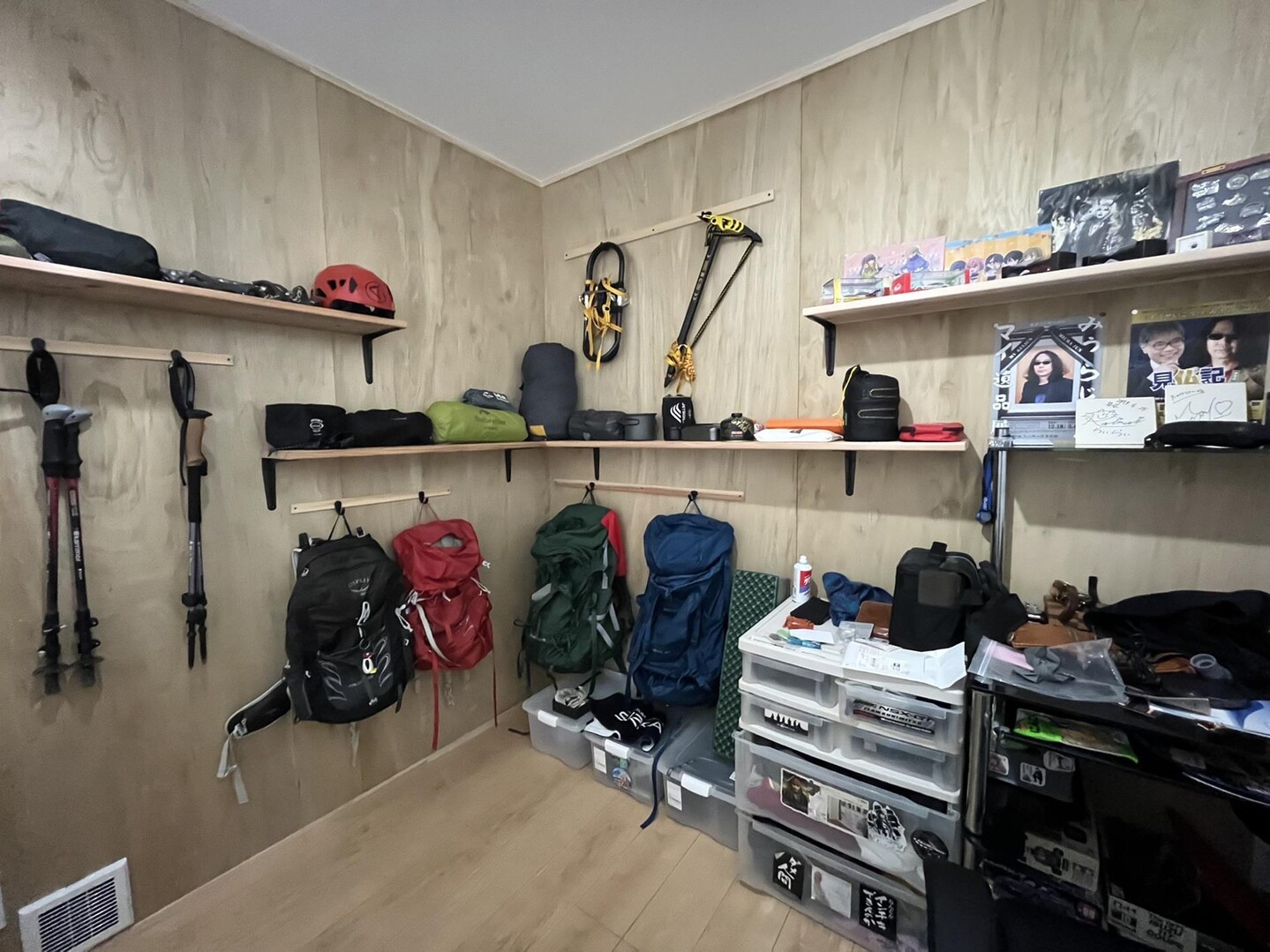 新居の山道具置き場完成！ 全てDIY😊... / ナリさんのモーメント | YAMAP / ヤマップ