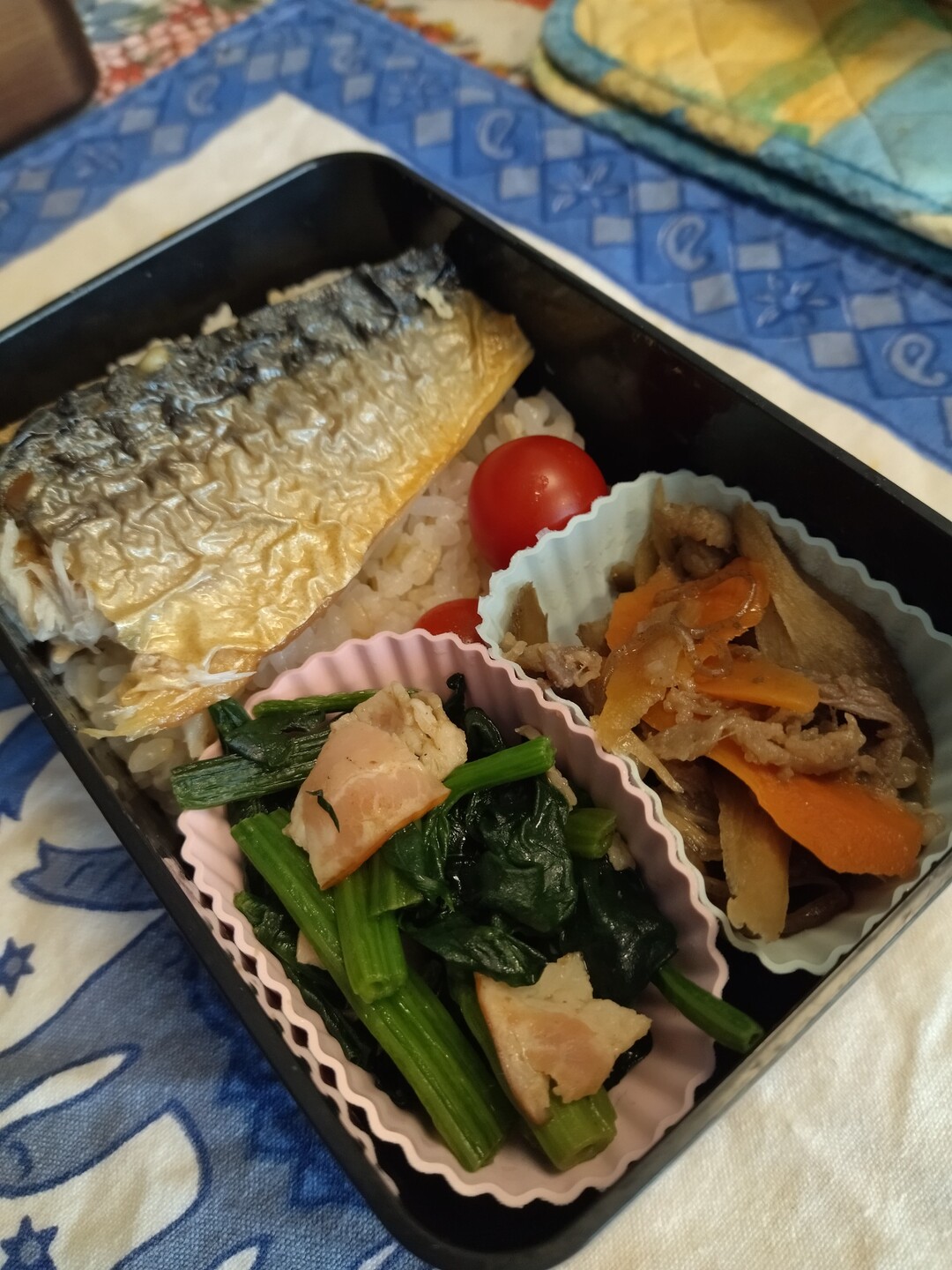 テレワーク弁当。コンビニ食材がいい仕事し... / ふーちゃんさんのモーメント | YAMAP / ヤマップ