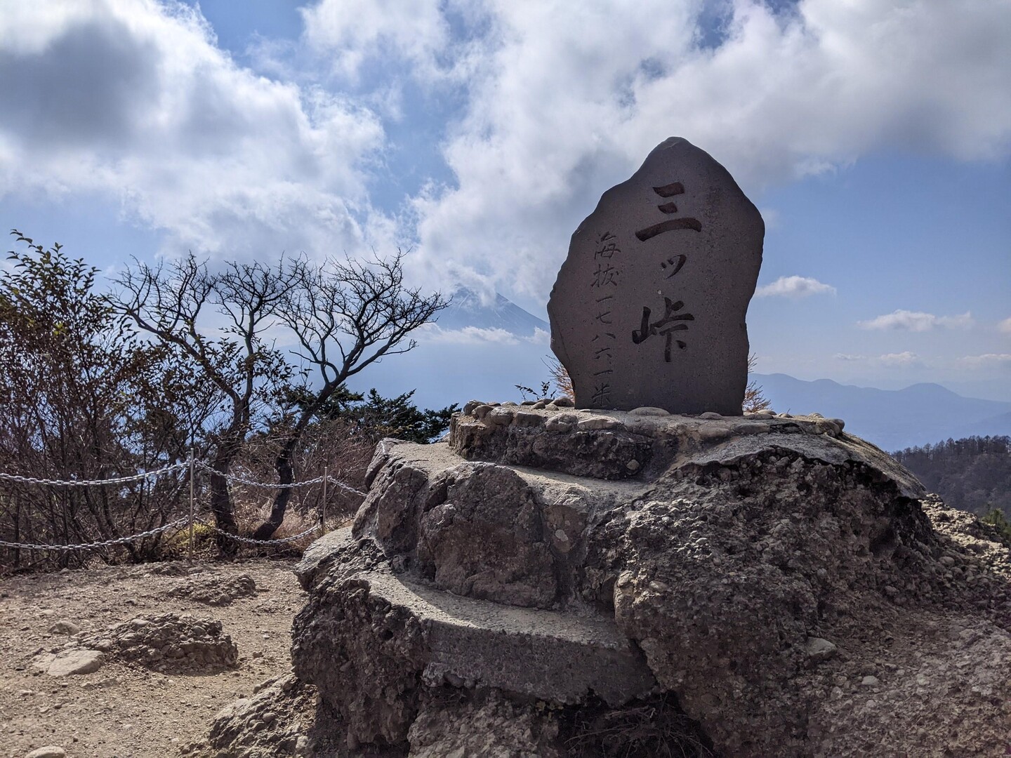 天上山・霜山・木山・木無山・三ッ峠山（開運山） / リョウコさんの三ッ峠山・本社ヶ丸・鶴ヶ鳥屋山の活動データ | YAMAP / ヤマップ