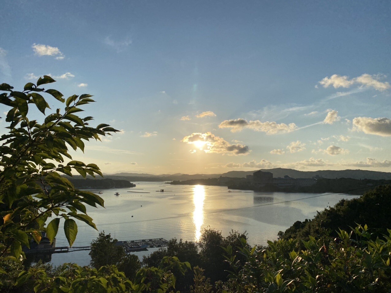 仕事帰りに夕陽を見に西山慕情ケ丘へ🎵 ... / chiiiyanさんのモーメント | YAMAP / ヤマップ