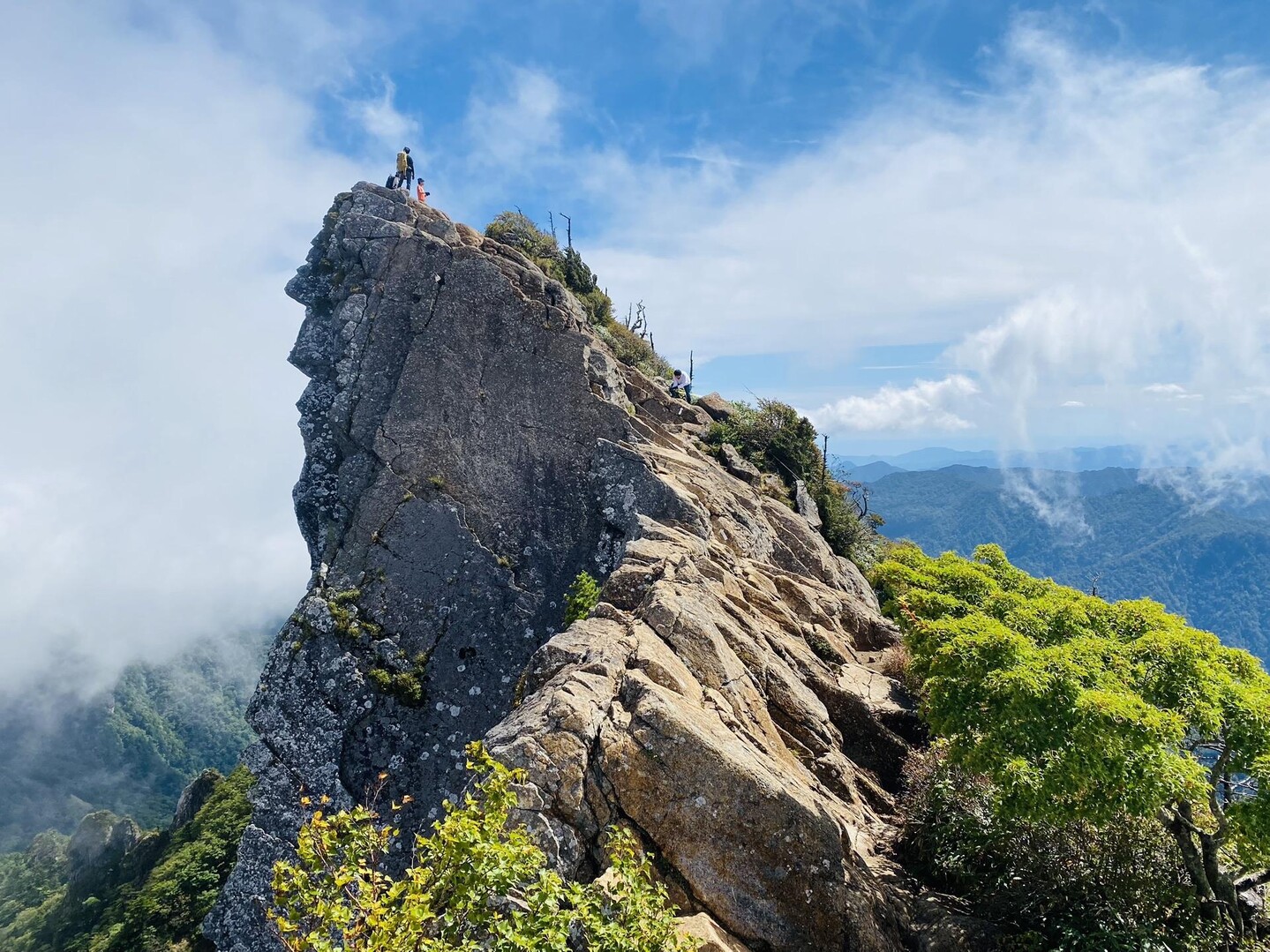 念願の石鎚山登頂‼️ / yoshi-Kiさんの石鎚山・堂ヶ森・二ノ森の活動データ | YAMAP / ヤマップ