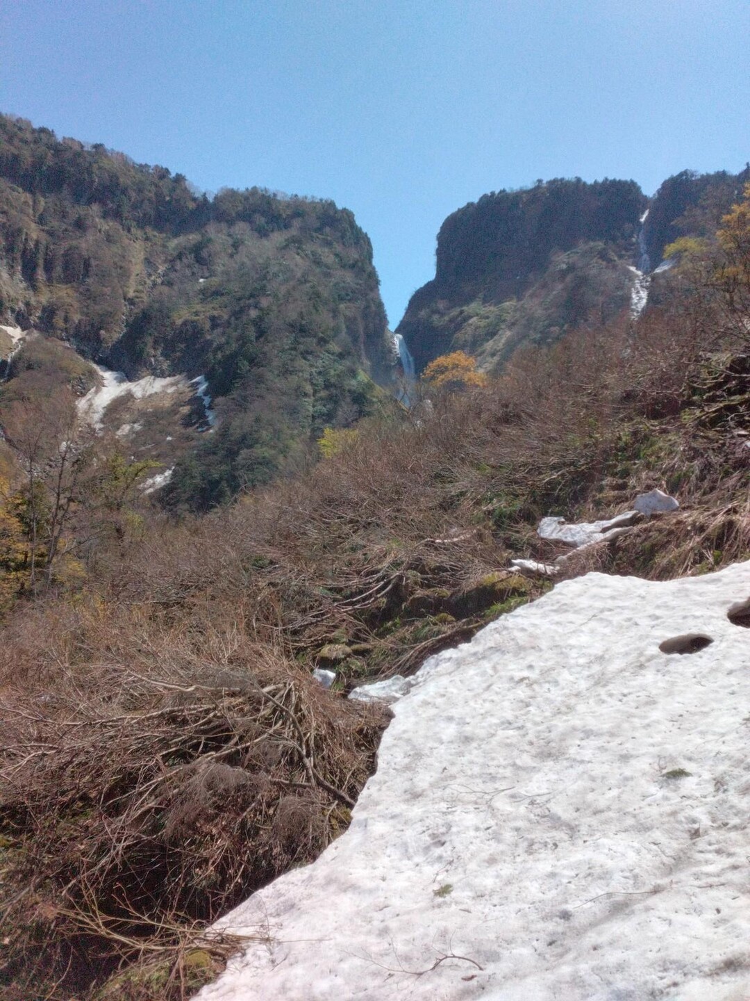 称名滝と八郎坂 / ku-ykymさんのモーメント | YAMAP / ヤマップ