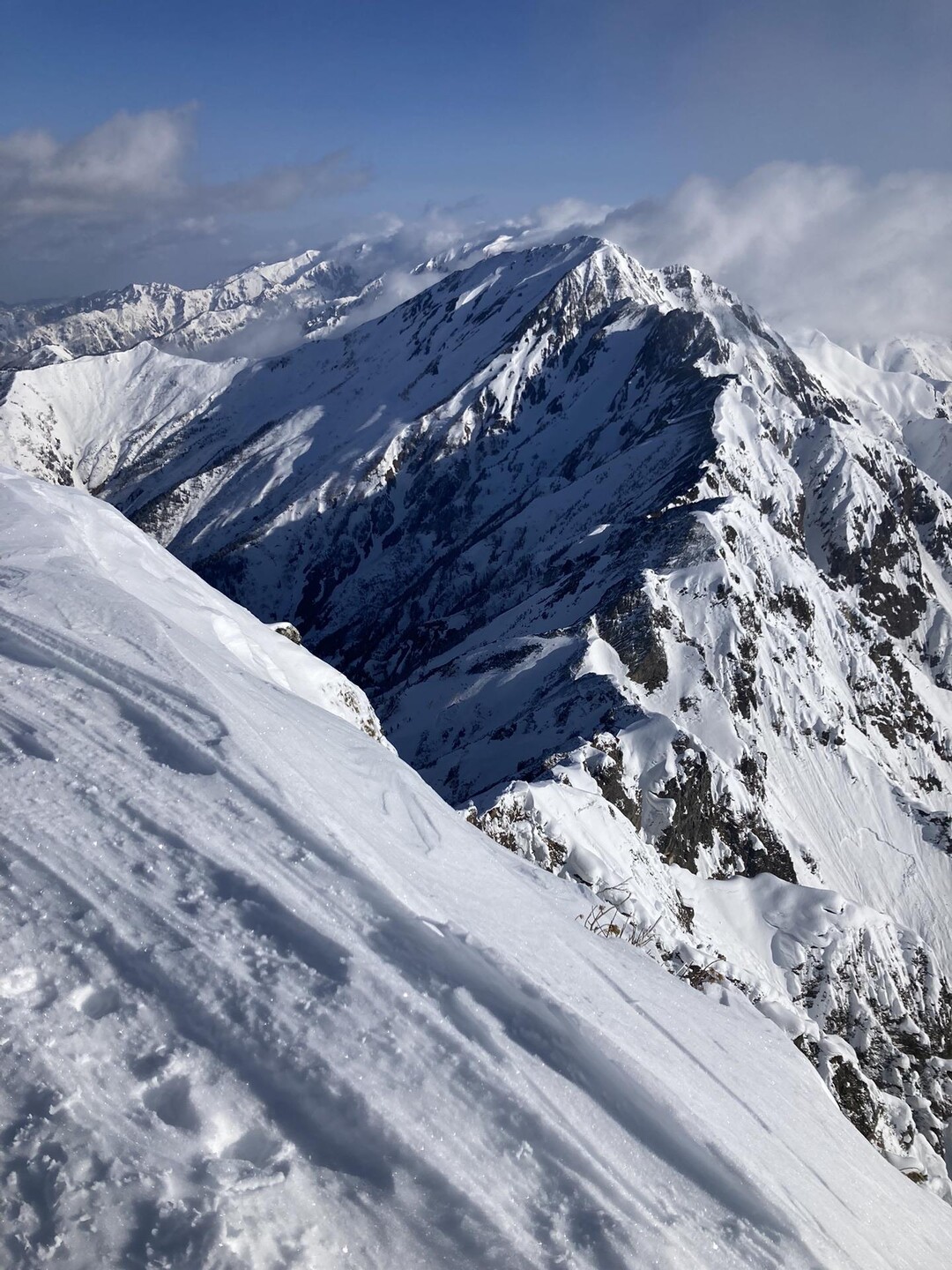 【VR】鹿島槍ヶ岳 フリー東尾根 / potchi🦍さんの鹿島槍ヶ岳・五竜岳（五龍岳）・唐松岳の活動データ | YAMAP / ヤマップ