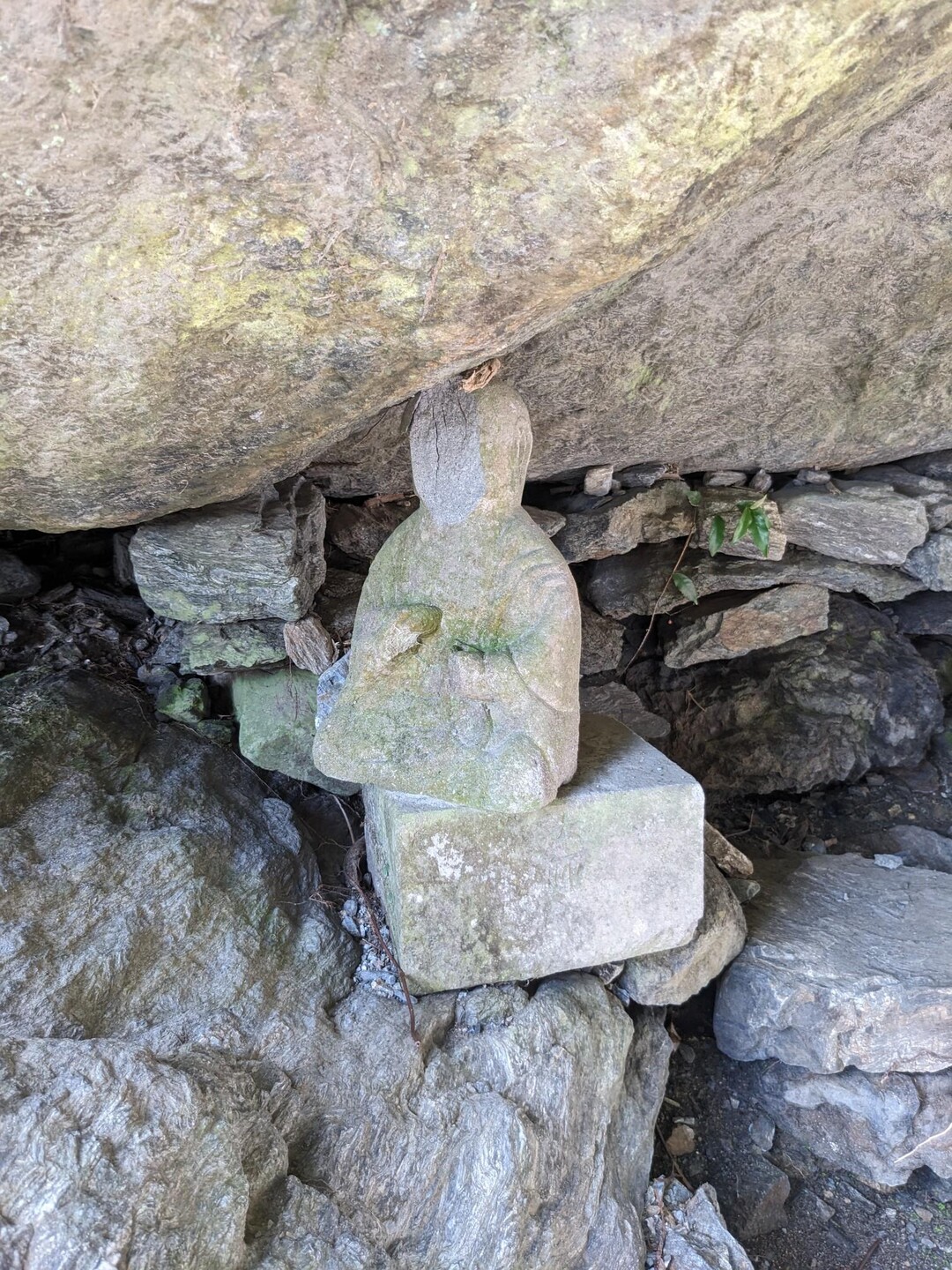 発心公園から県道歩き / mkhkさんの高良山・発心山・鷹取山の活動データ | YAMAP / ヤマップ