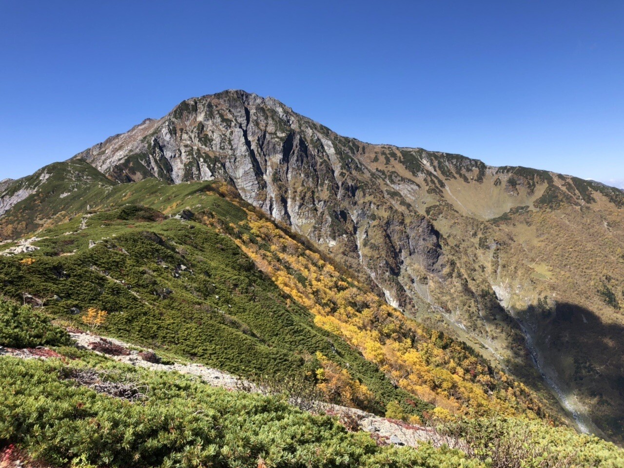 嶺朋ルートにて初めての北岳⛰ / reoさんの北岳・間ノ岳・農鳥岳の活動日記 | YAMAP / ヤマップ