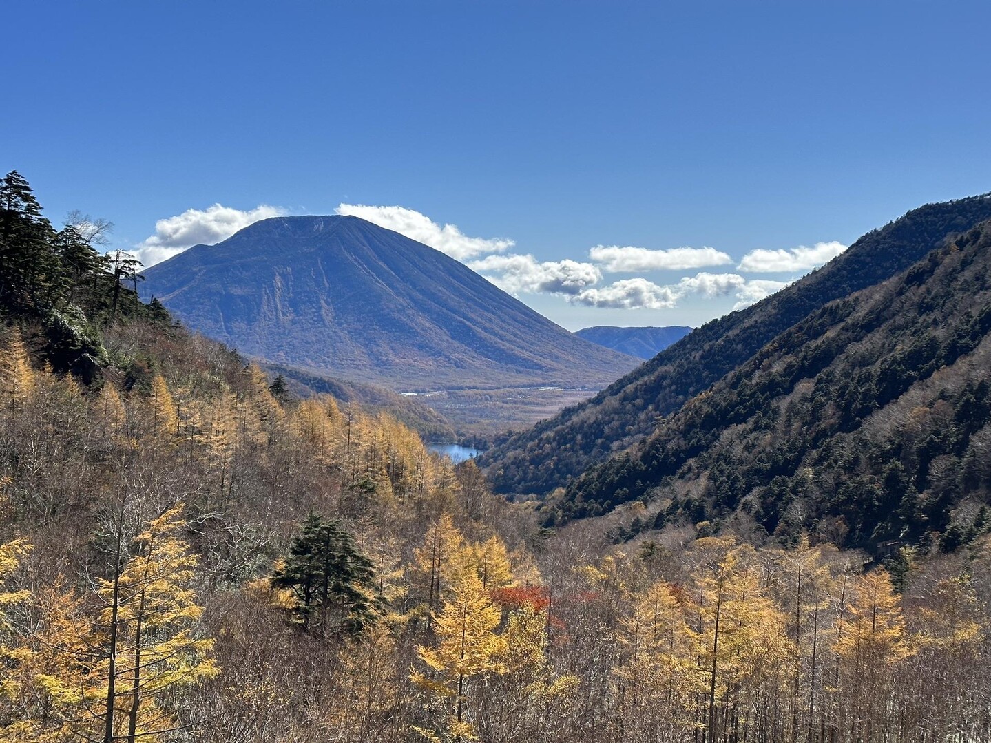 秋深まる男体山 / tinamtさんの男体山の活動データ | YAMAP / ヤマップ