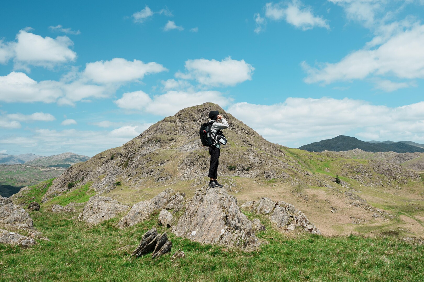 イギリス湖水地方へ日帰りハイキング | Solo Hiking 3.5 Miles in the Stickle pike Lake District National Park | UK ...