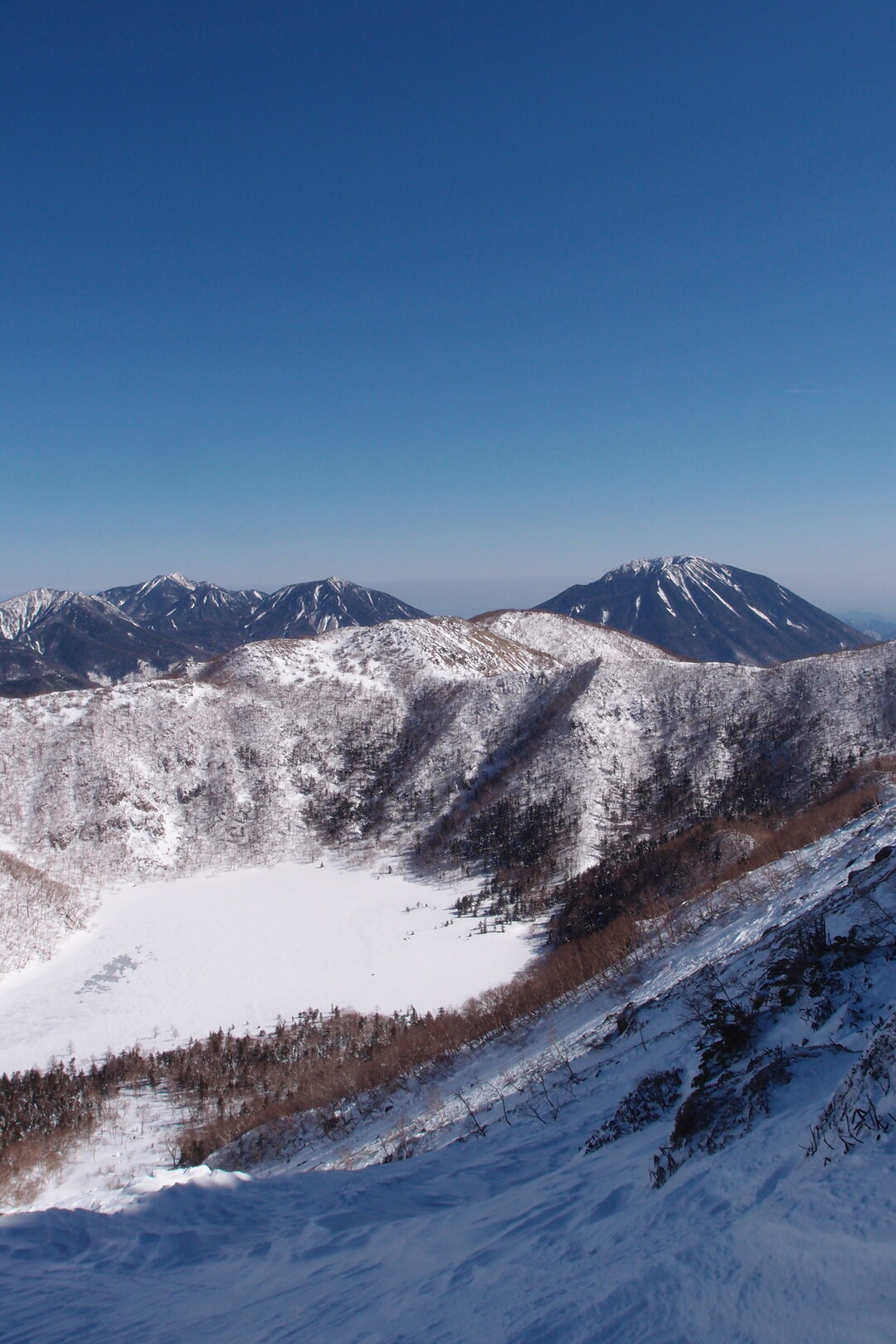 時間軸では計れない変態の遊び（日光白根山）大崩沢BC / fumiさんの日光白根山・五色山・錫ヶ岳の活動データ | YAMAP / ヤマップ