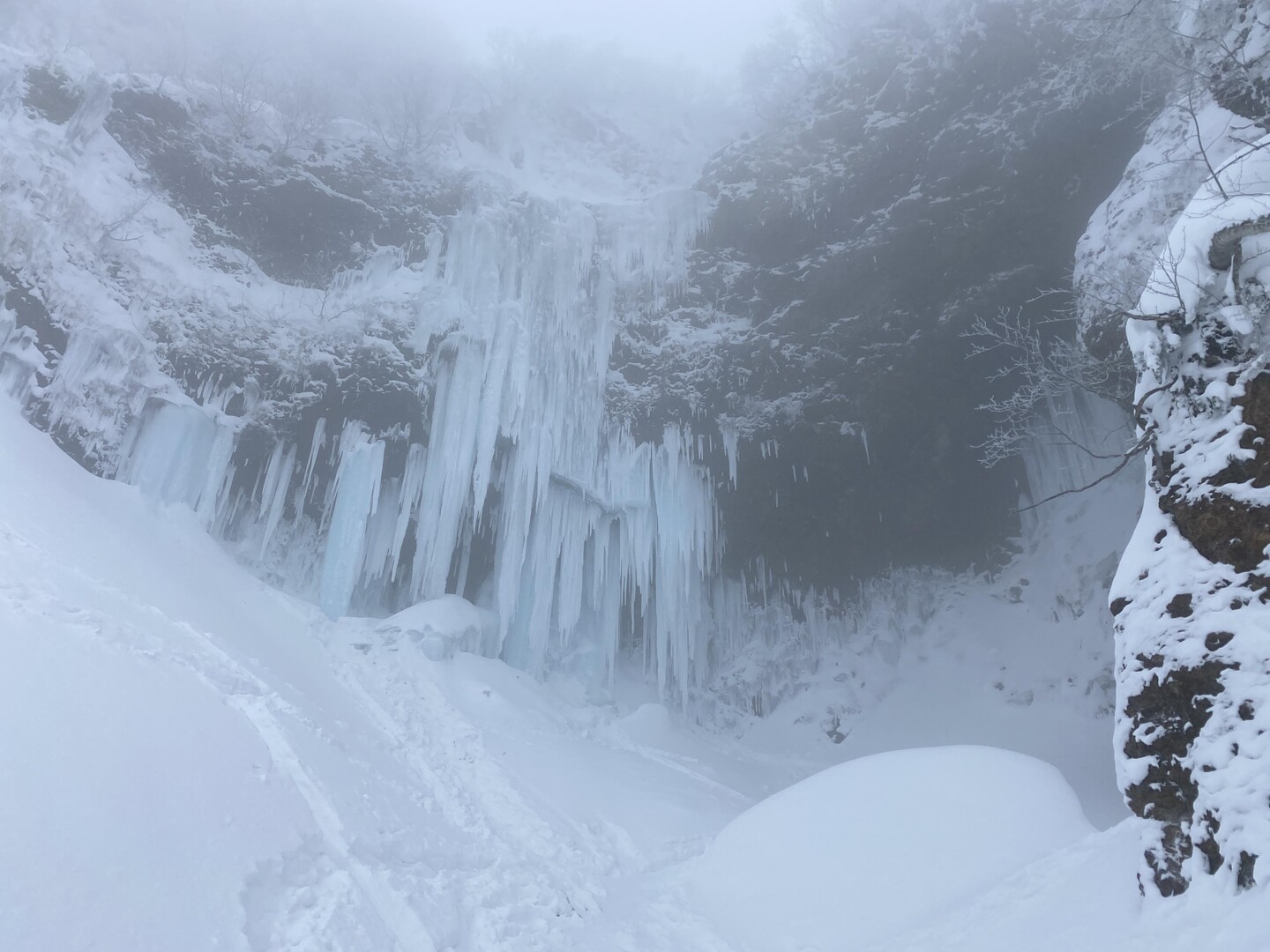 【仙人沢アイスガーデン、刈田岳】刈田岳は途中撤退 / R_MAXさんの蔵王山・雁戸山・不忘山の活動データ | YAMAP / ヤマップ
