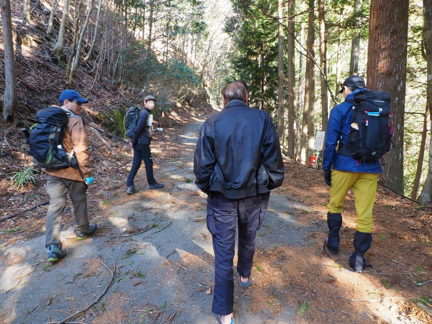 強者達とゆるふわ両神山(白井差新道)etc. / にゃんしさんの両神山・諏訪山・二子山の活動データ | YAMAP / ヤマップ