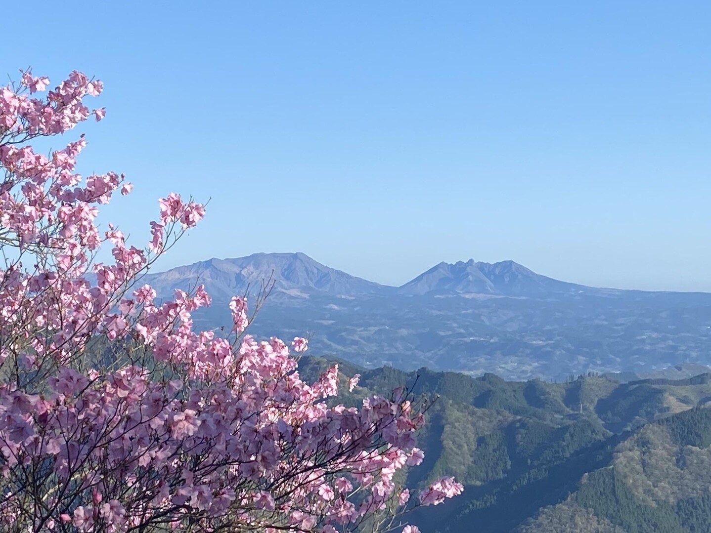 雲海と青空とアケボーノ🎯 / SADAさんの二上山の活動データ | YAMAP / ヤマップ