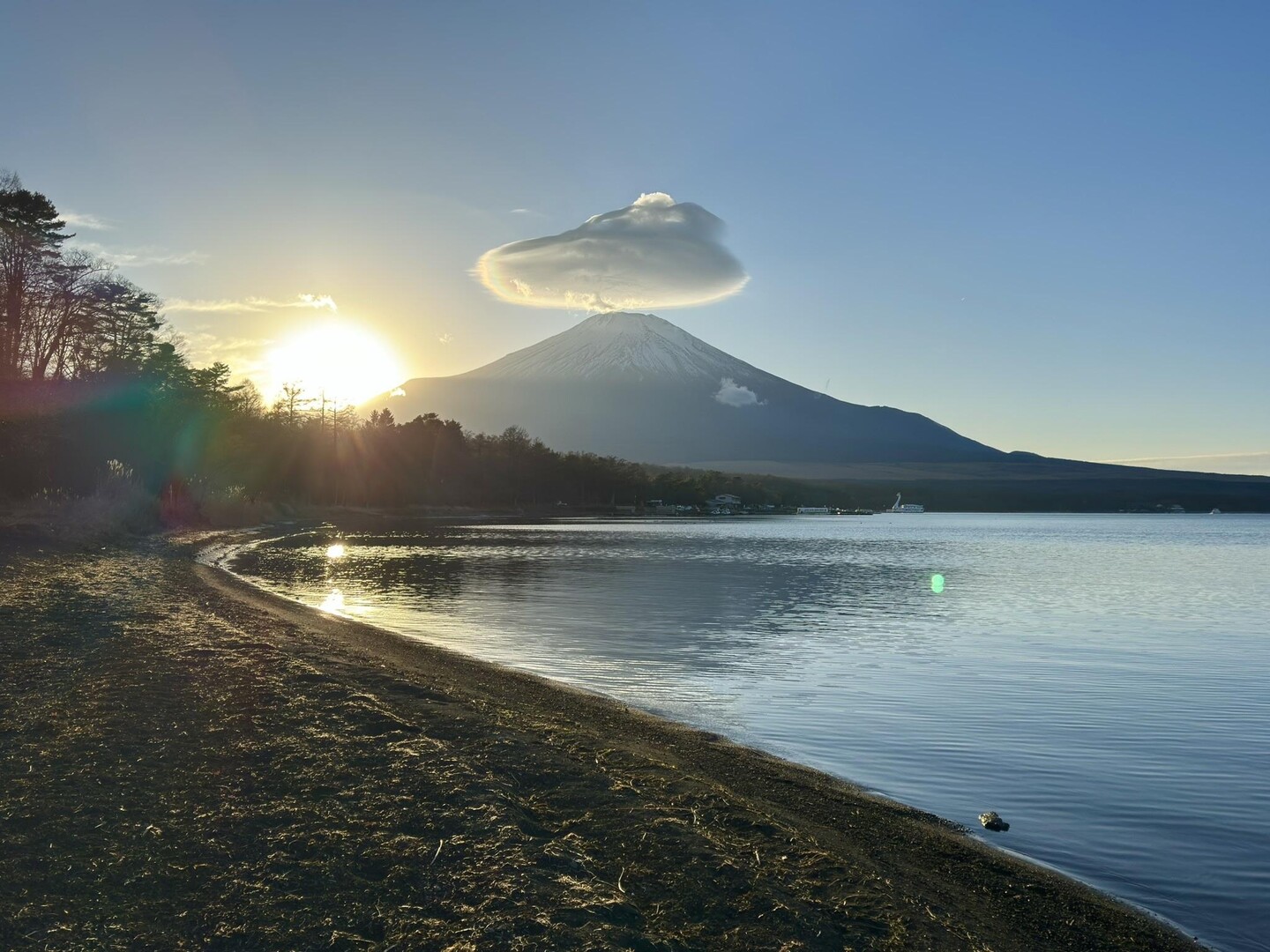 富士山にUFO雲出現…明神山 / hiro:nさんの三国山の活動データ | YAMAP / ヤマップ