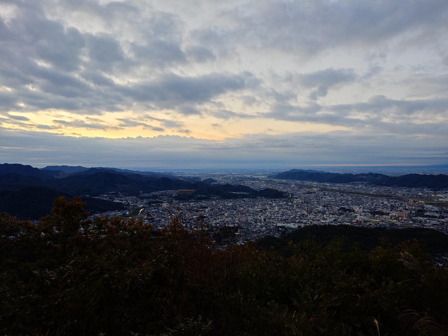 寒いけど暑い Wt+5kg / ta2さんの鳴神山・吾妻山の活動データ | YAMAP / ヤマップ
