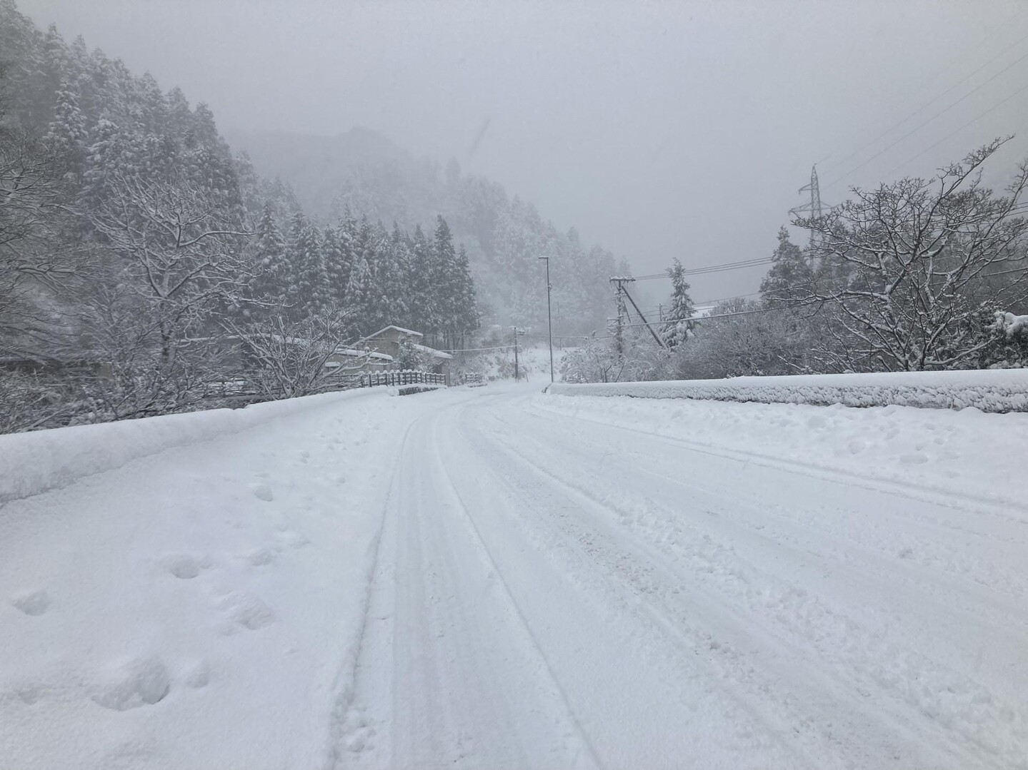 今年初めての雪道運転 ️ 道路のマージン... / PB-4さんのモーメント | YAMAP / ヤマップ