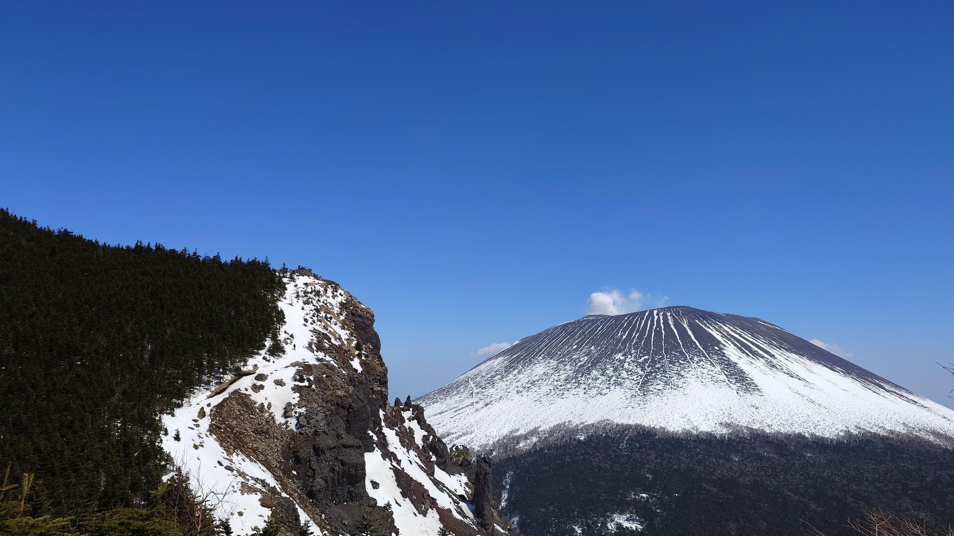 ヘロヘロになりながら…頑張りました。トーミの頭 / s_nakanoさんの浅間山・黒斑山・篭ノ登山の活動データ | YAMAP / ヤマップ