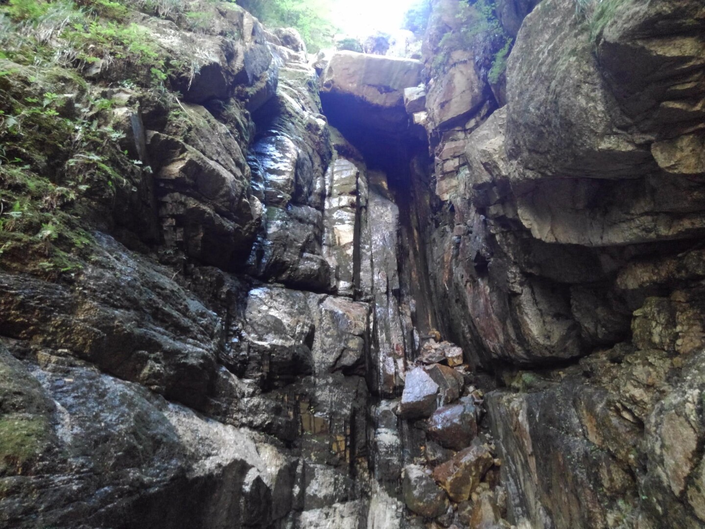 R5の二十六 大黒岩 御在所岳-2023-09-27 / nob3さんの御在所岳（御在所山）・雨乞岳の活動データ | YAMAP / ヤマップ