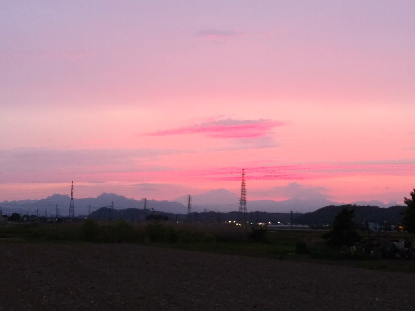 今日の夕焼けが美しかったので。浅間山と妙... / Rileyさんのモーメント | YAMAP / ヤマップ