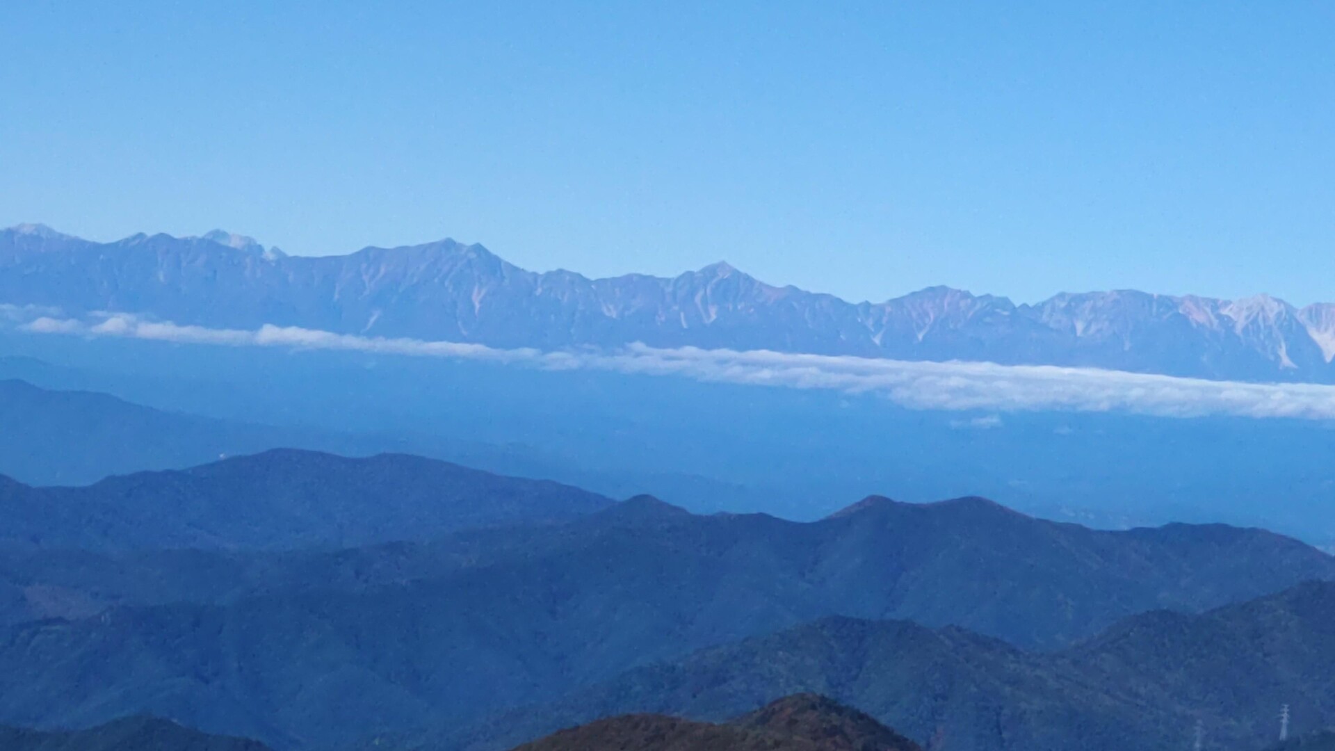 山頂はパノラマビューの角間山🍁 / 🍀makokazu🍀さんの湯ノ丸山・角間山・鍋蓋山の活動データ | YAMAP / ヤマップ