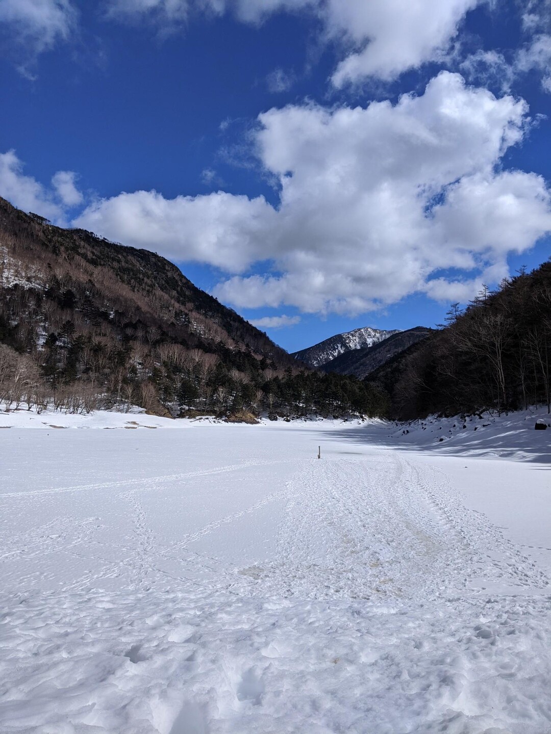 2月中旬 切込湖/刈込湖 勝道上人が大... / YOLOさんのモーメント | YAMAP / ヤマップ