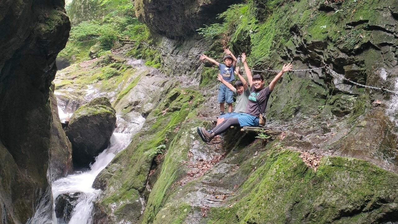 【神戸岩】檜原村 渓谷散歩〰️👣 / lecoさんの大岳山・御岳山・御前山の活動データ | YAMAP / ヤマップ