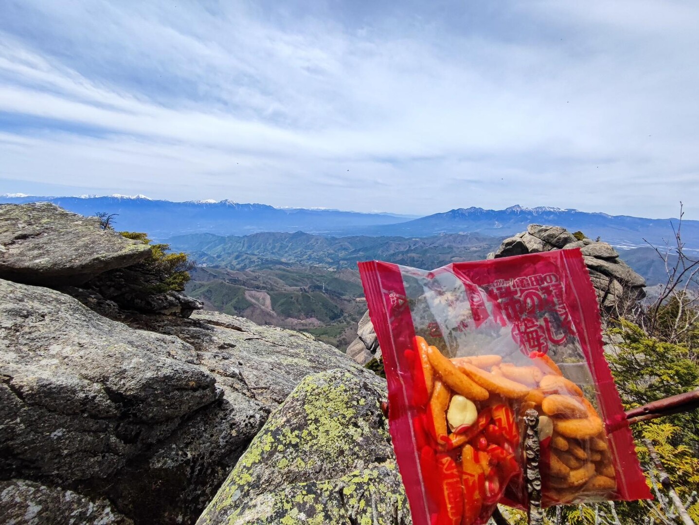 GWの瑞牆山から今シーズン目標の山々を眺... / gataro28さんのモーメント | YAMAP / ヤマップ