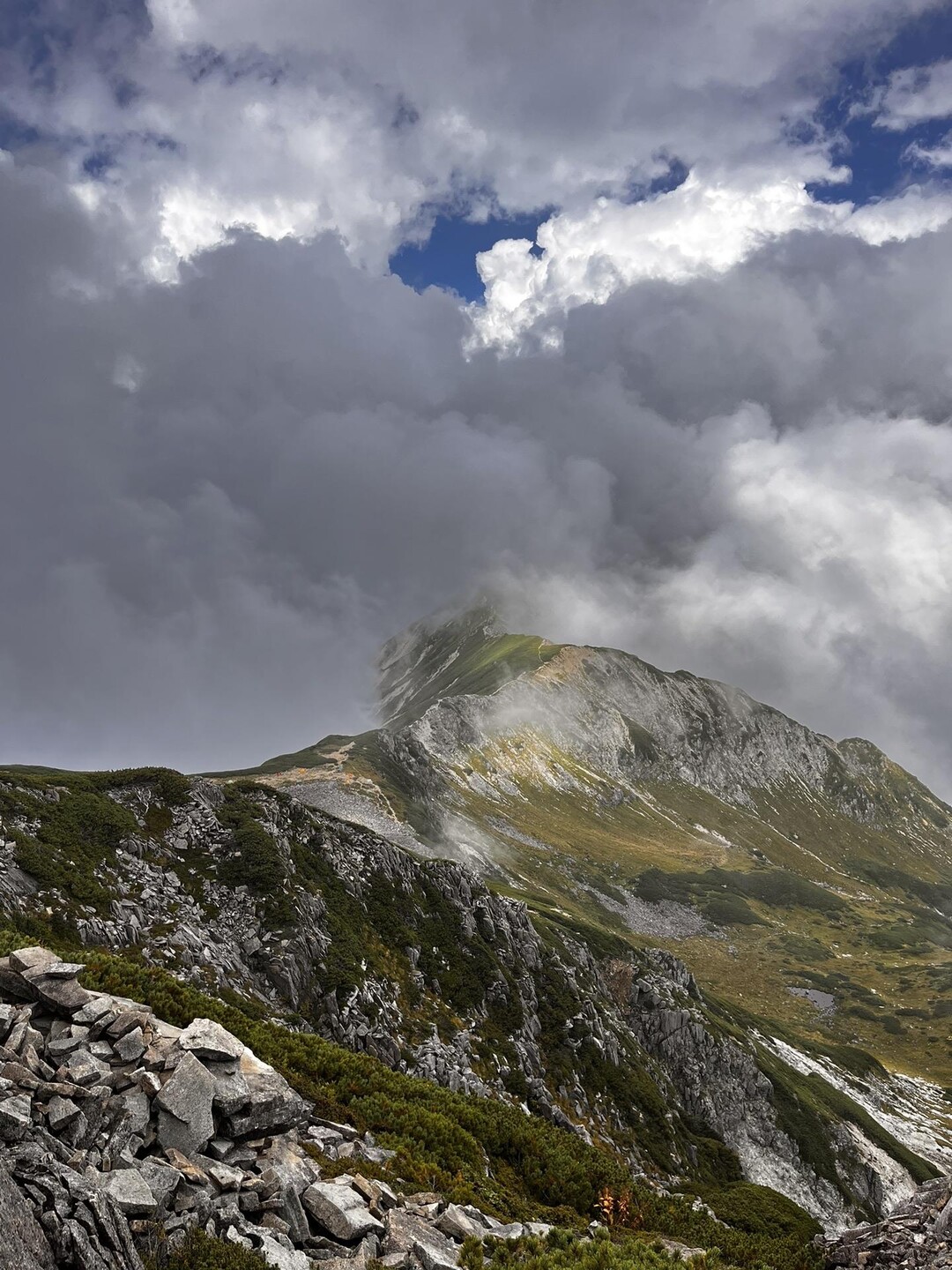 笠ヶ岳・抜戸岳・大ノマ岳・弓折岳 / Mt.UKさんの槍ヶ岳・穂高岳・上高地の活動データ | YAMAP / ヤマップ