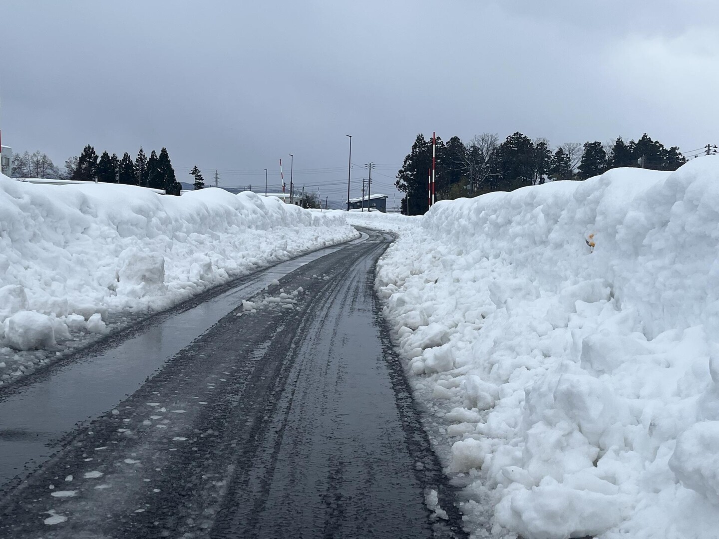 寒波も一旦終了。自宅の除雪も終え、ようや... / yasuさんのモーメント | YAMAP / ヤマップ