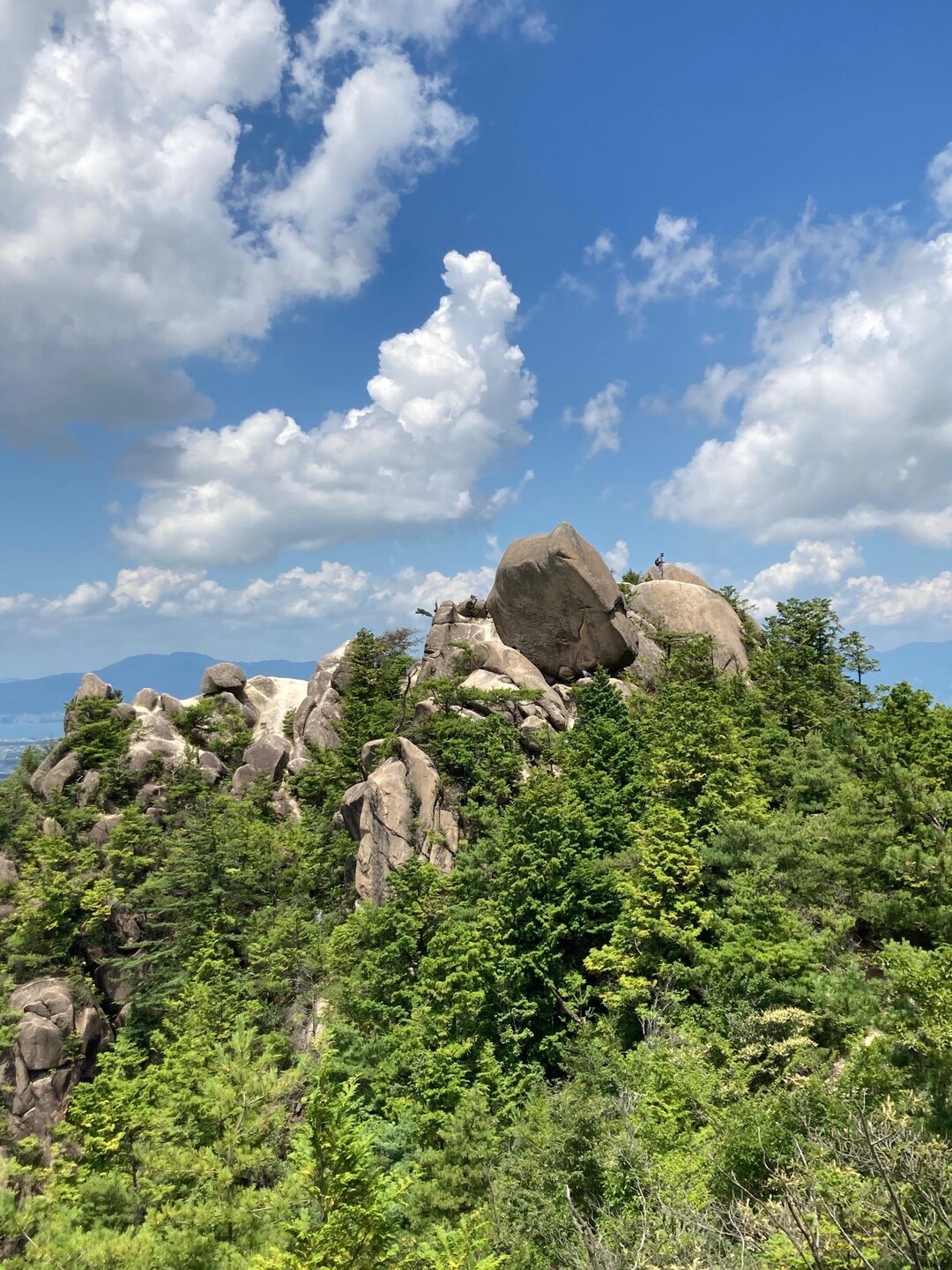 鶏冠山・子鶏冠山・天狗岩・竜王山 / doalaさんの金勝アルプス（鶏冠山・竜王山）の活動データ | YAMAP / ヤマップ
