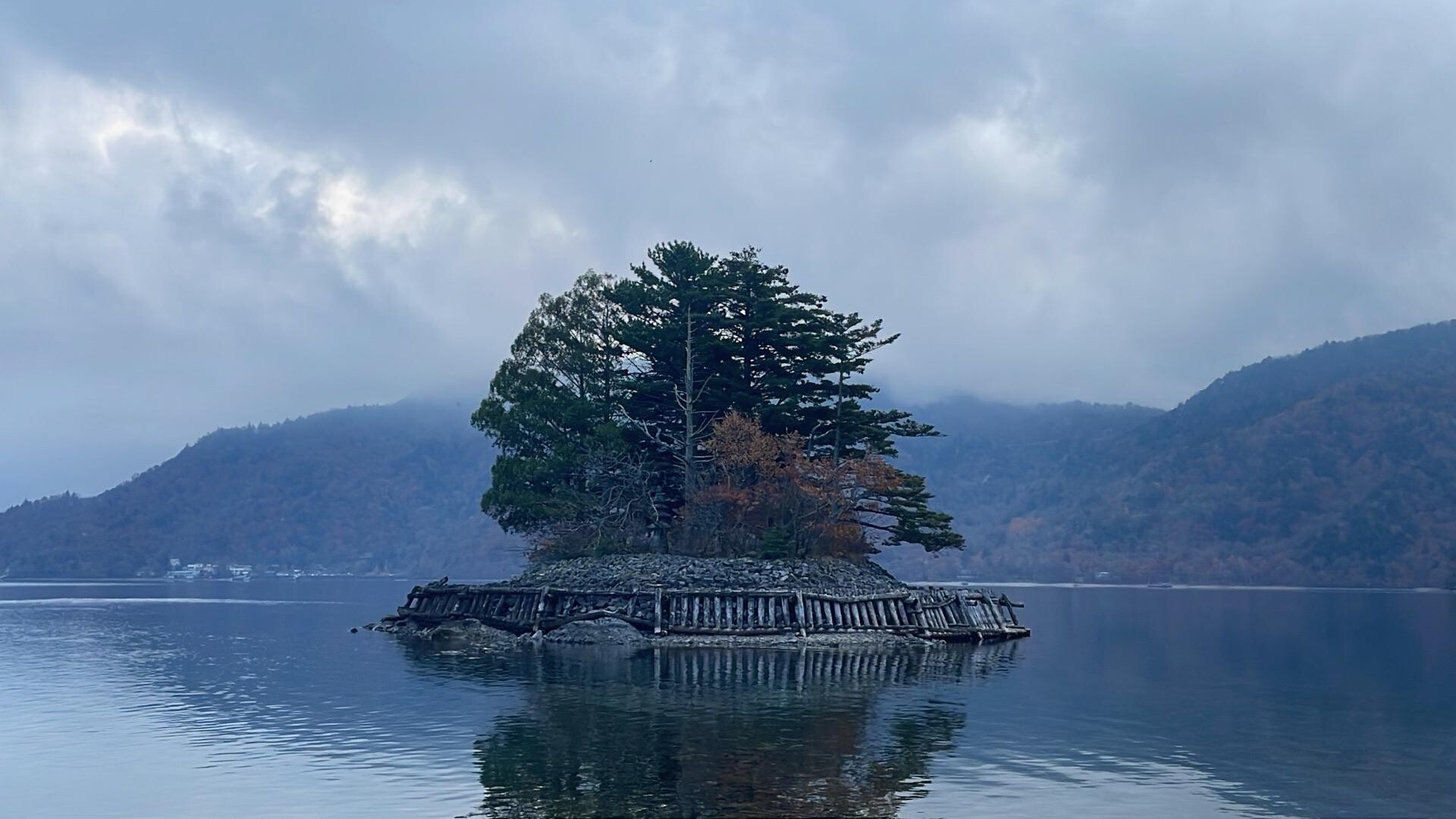 中禅寺湖一周🍂🍁 / sorarinnさんの男体山の活動データ | YAMAP / ヤマップ
