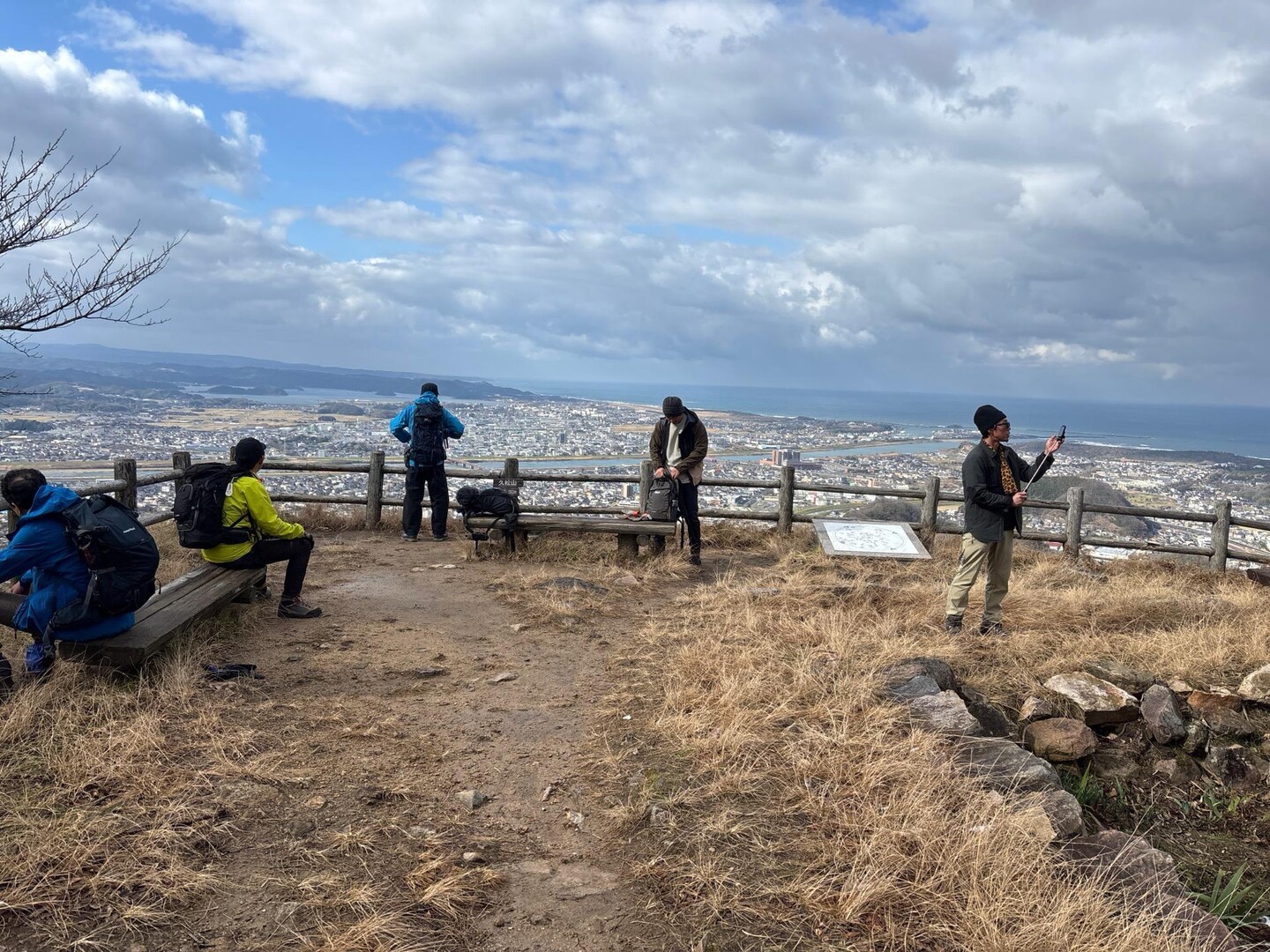 登納めの久松山😚 / daidaiさんの久松山・本陣山・摩尼山の活動データ | YAMAP / ヤマップ