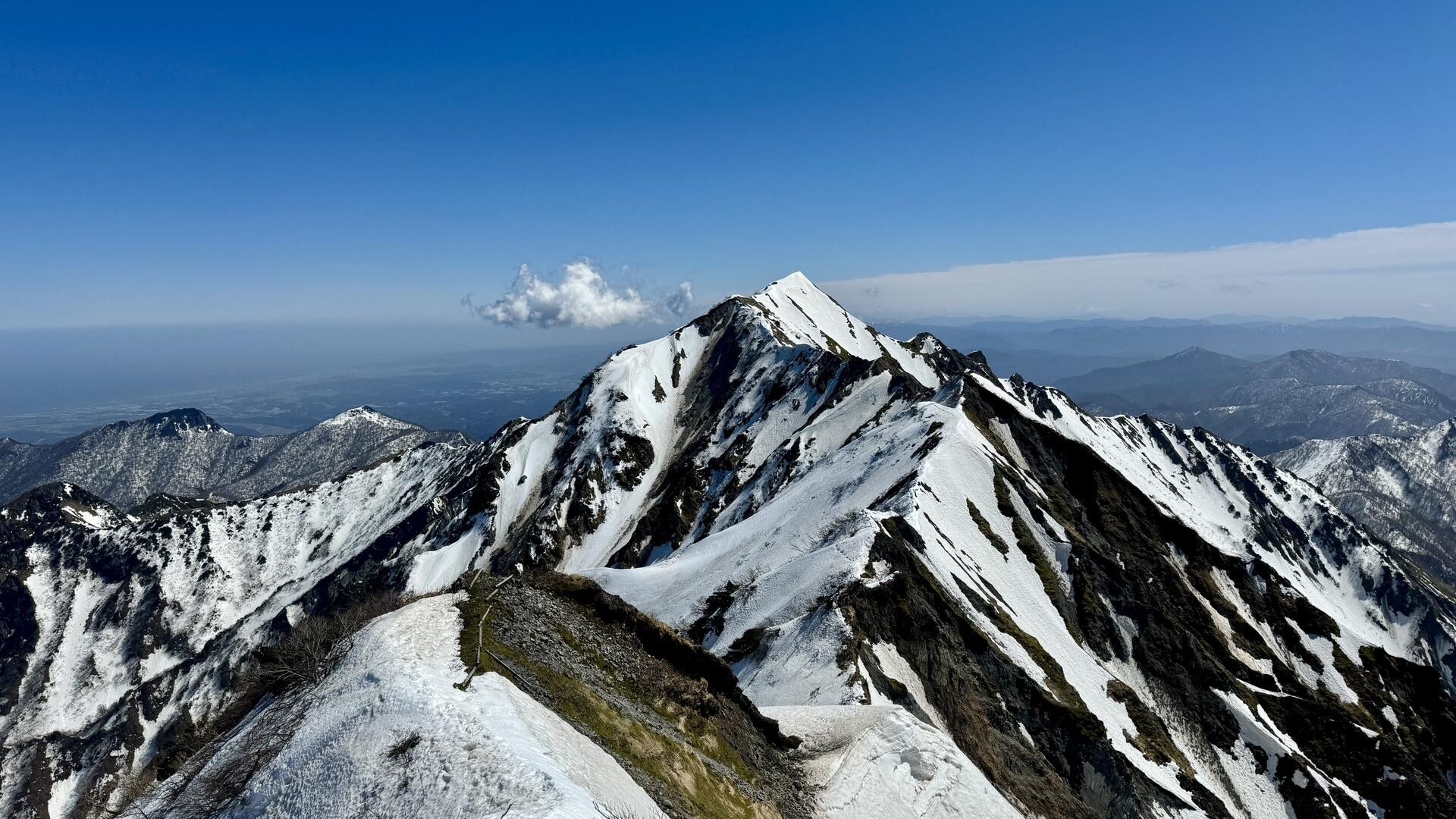 ゴールデンウィークも終わり、雪山登山は終... / OSAMAさんのモーメント | YAMAP / ヤマップ
