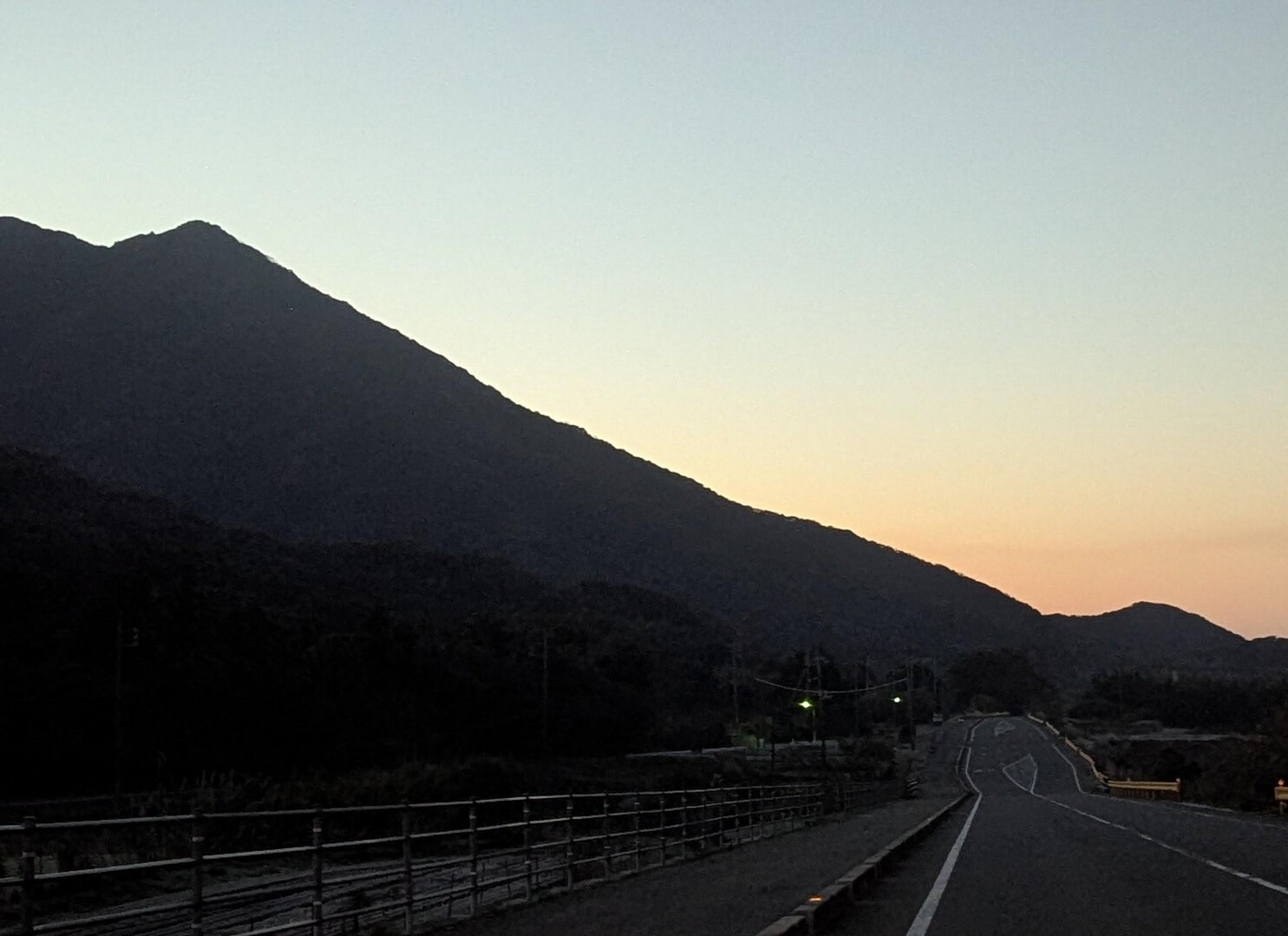 とある登山の縦走目録 ミッション95 北風CAROLライン / ねこしば♨️さんの竜王山・鋤尖山・鬼ヶ城の活動データ | YAMAP / ヤマップ