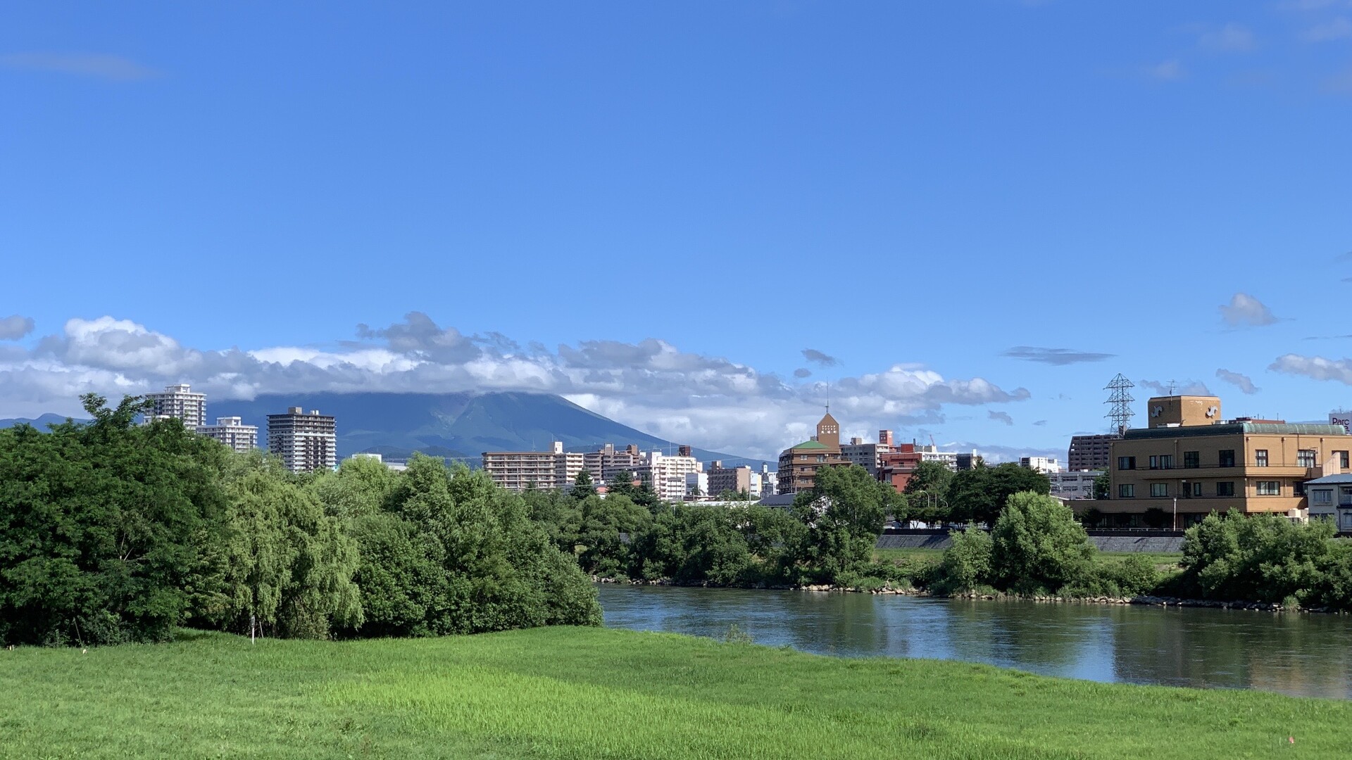 仙北町からの岩手山⛰ 最近仕事面、天気... / neeleさんのモーメント | YAMAP / ヤマップ