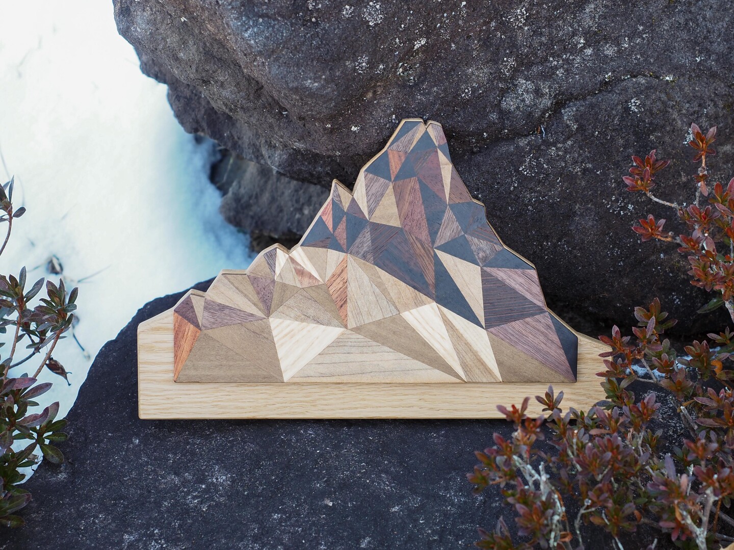 三角形を組み合わせた山の風景。写真は順番... / COOBA / こーばさんのモーメント | YAMAP / ヤマップ