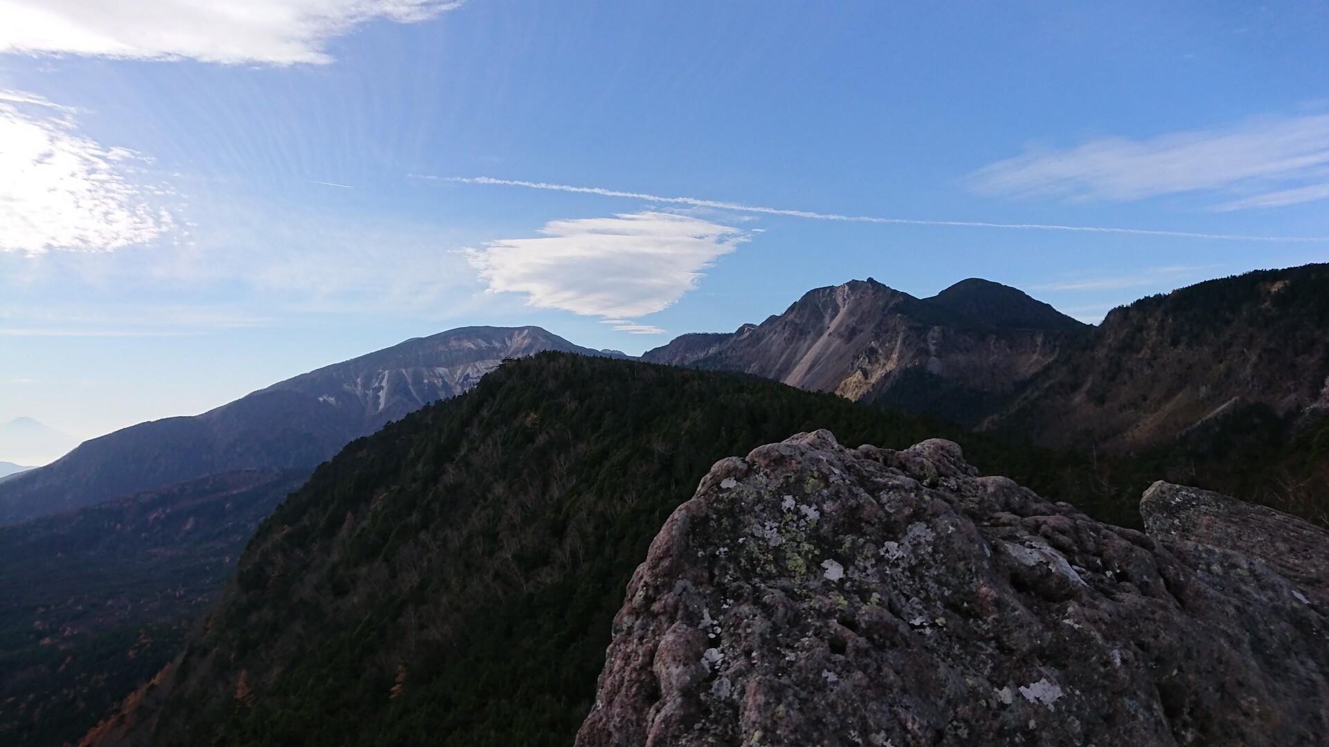ニュウ・東天狗岳・中山 / hideさんの蓼科山・横岳・縞枯山の活動データ | YAMAP / ヤマップ