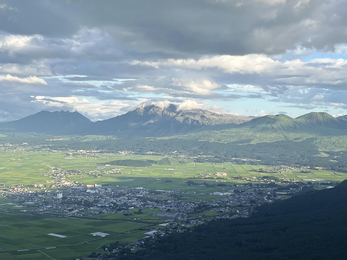 レースで熊本に来たので阿蘇の大展望を眺め... / ポチさんのモーメント | YAMAP / ヤマップ