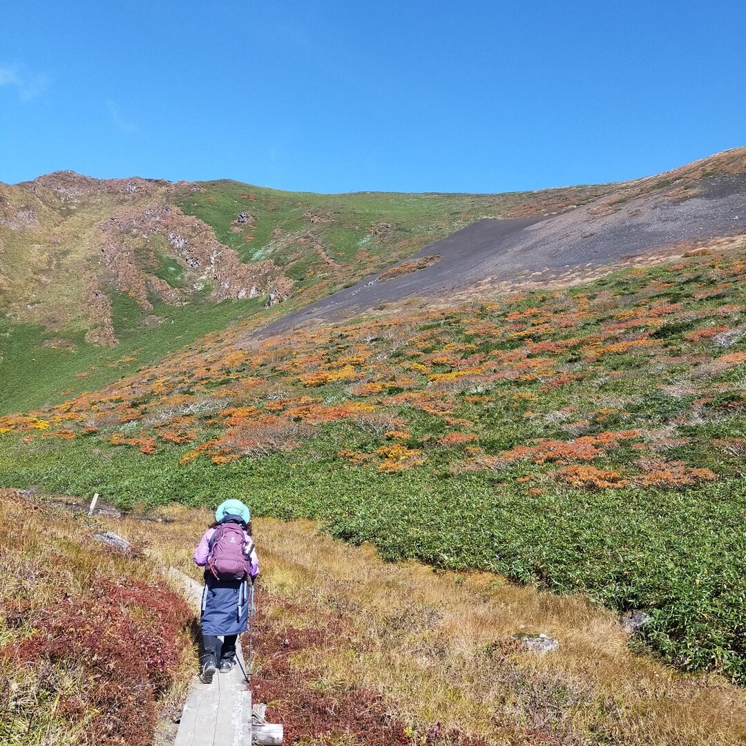 男岳・初女岳 / jtyhじじさんの秋田駒ヶ岳・男女岳・貝吹岳の活動データ | YAMAP / ヤマップ