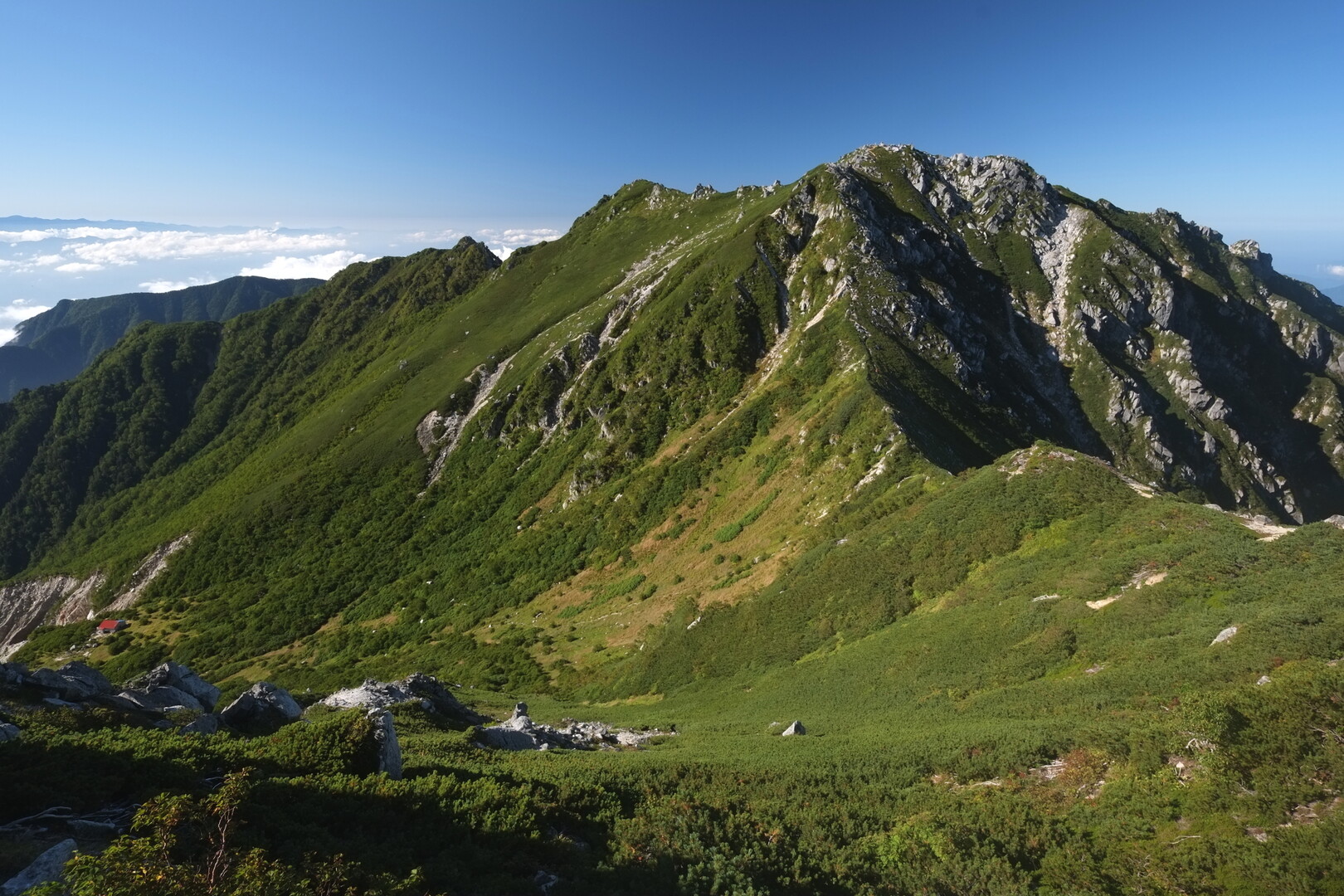空木岳・南駒ヶ岳・越百山摺鉢窪避難小屋から須原遠見尾根下山 2019 09 15 L310さんの木曽駒ヶ岳・空木岳・越百山の活動データ