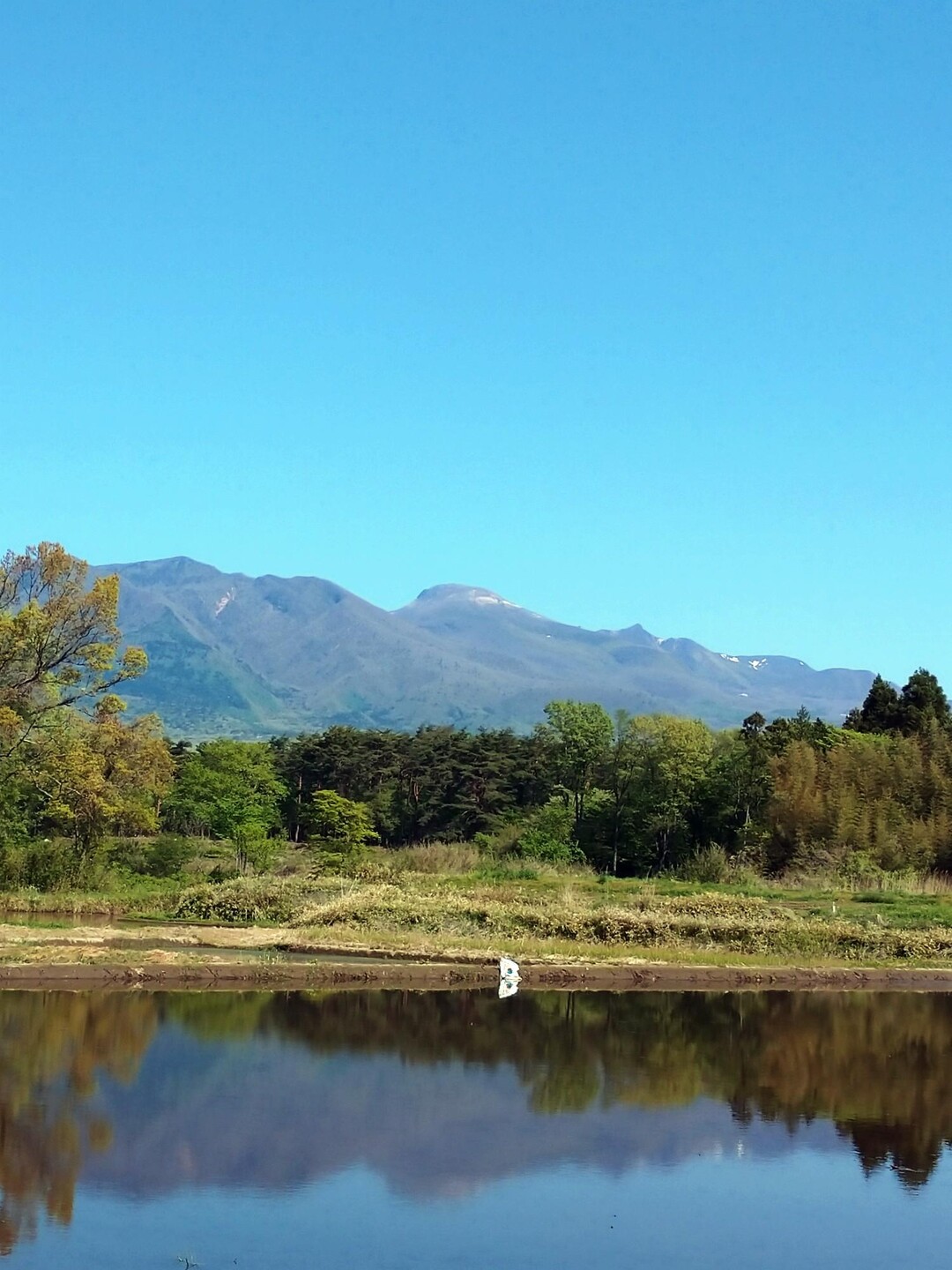 茶臼岳(那須岳)・剣が峰・朝日岳 / Curious George さんの茶臼岳（那須岳）・三本槍岳・赤面山の活動データ | YAMAP / ヤマップ