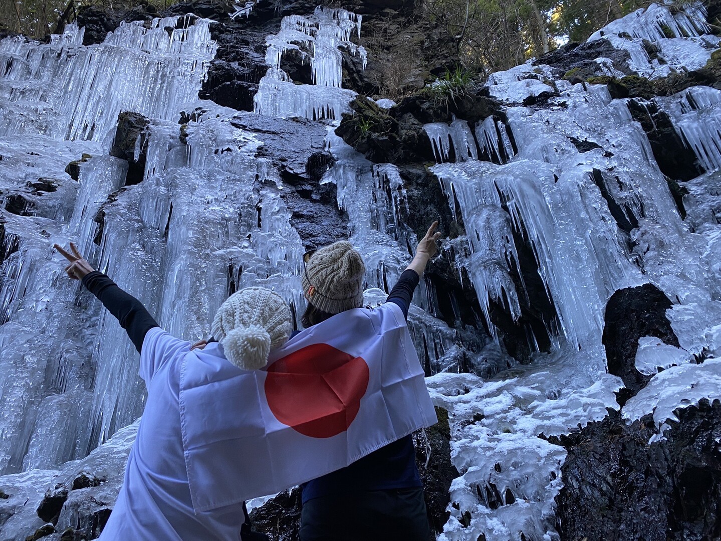 オクシズ大滝氷瀑〜真富士山☆国際交流編 / shinoさんの真富士山の活動日記 | YAMAP / ヤマップ