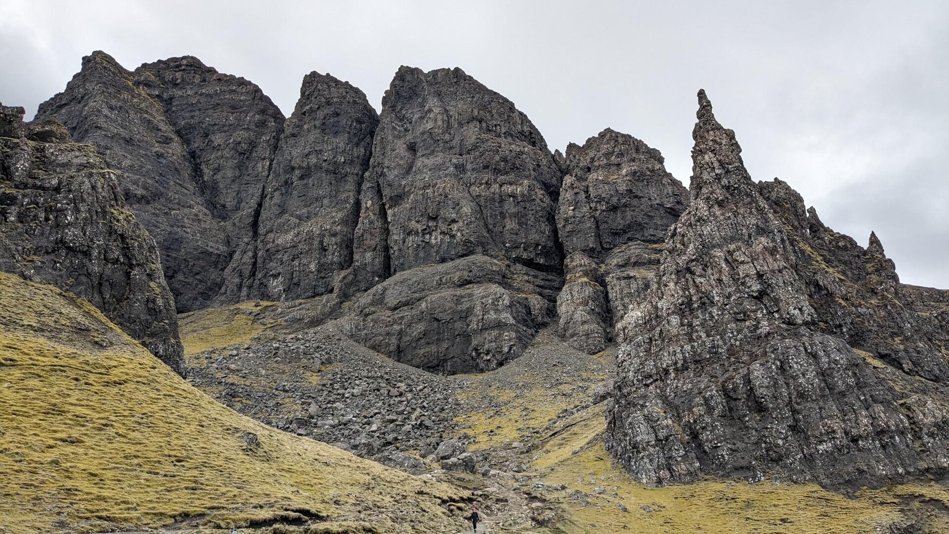 ちぇぃストー😍 @The Storr... / denaliさんのモーメント | YAMAP / ヤマップ