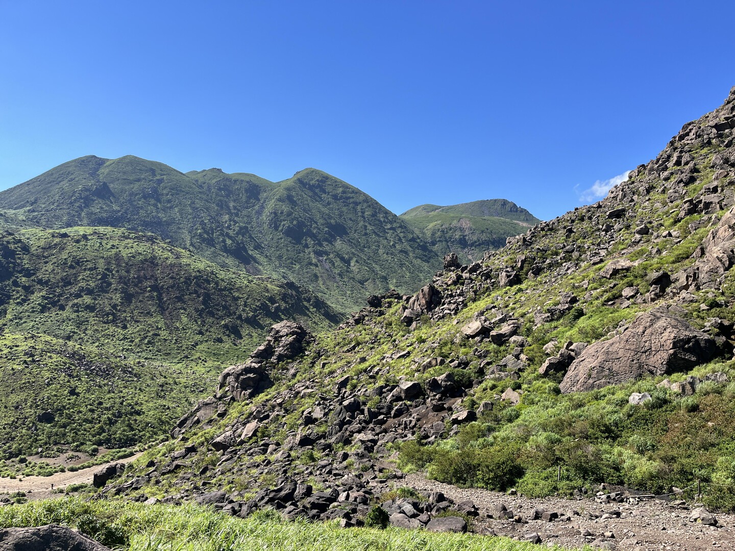 三俣山（西峰）・三俣山（Ⅳ峰）・三俣山（本峰）・三俣山（南峰） / momacさんの九重山（久住山）・大船山・星生山の活動データ | YAMAP / ヤマップ