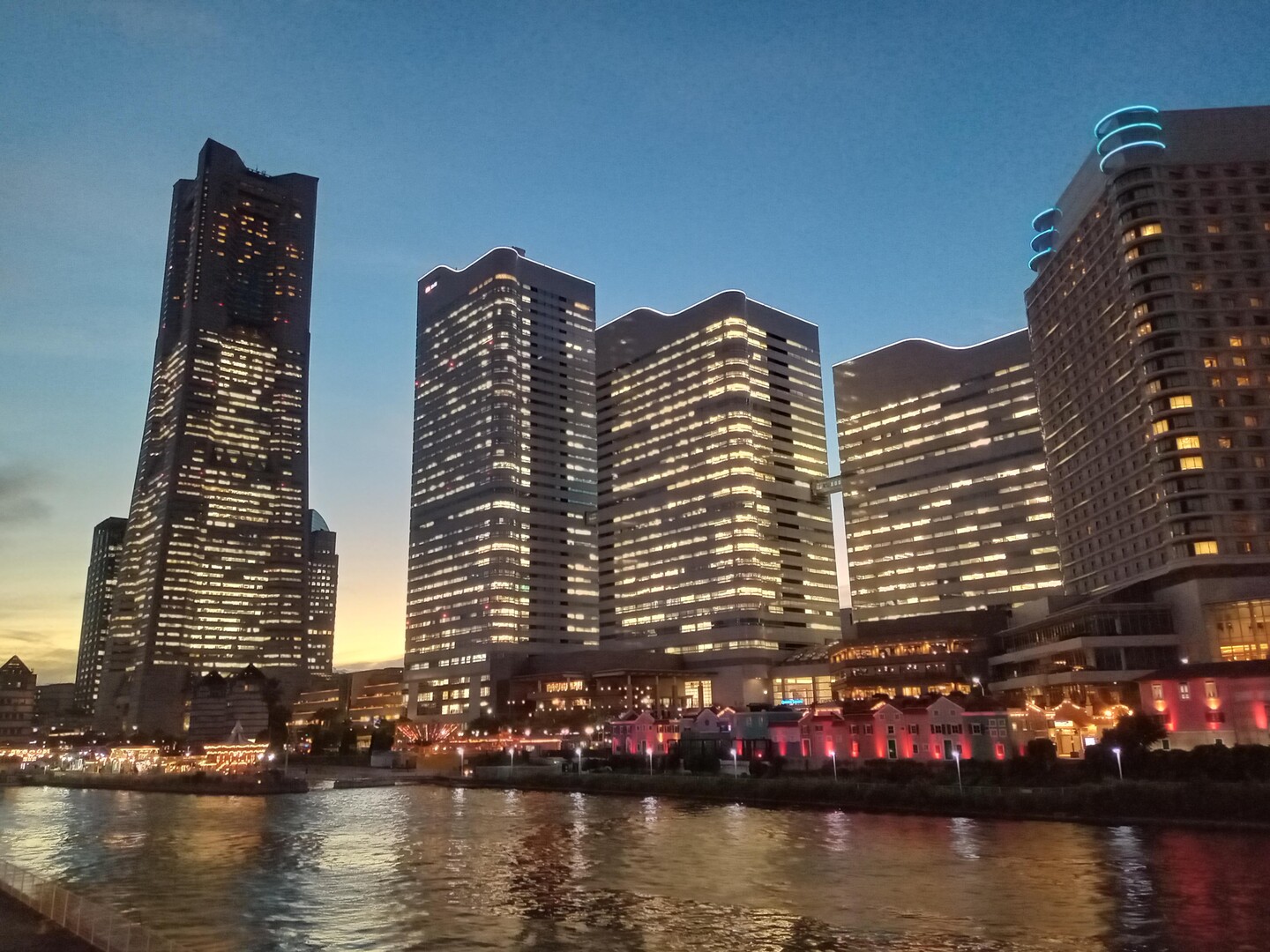 今日は、横浜のみなとみらいオフィスで会議... / Homanさんのモーメント | YAMAP / ヤマップ